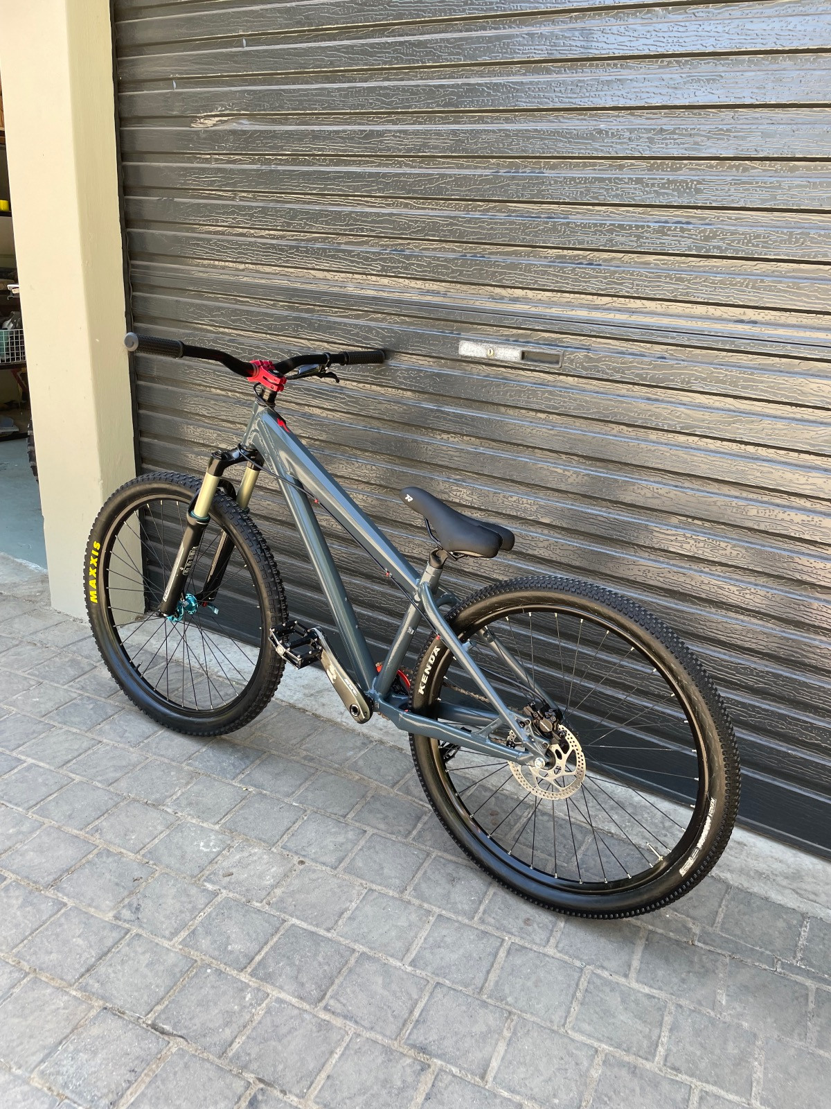 Specialized P3 | Dirt Jump Bikes | Bike Hub