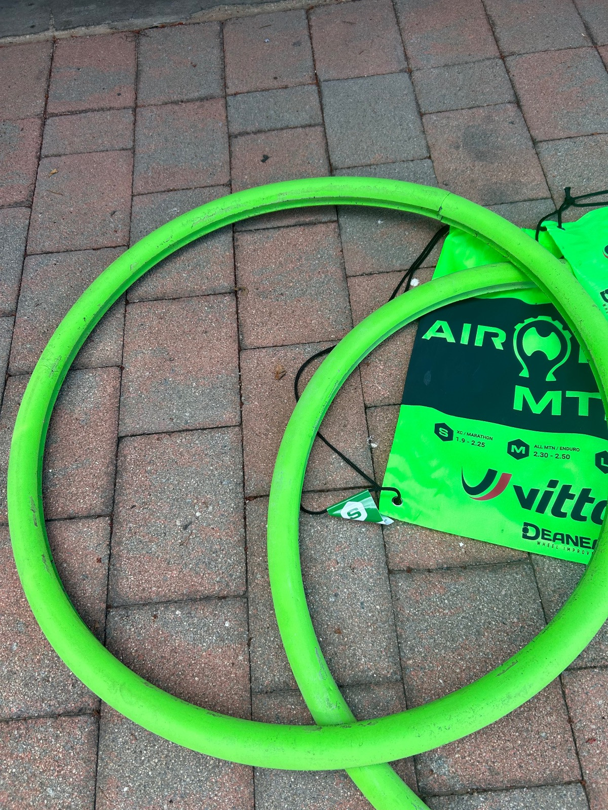 Vittoria Air Liner Ser - Gravel | Tubes | Bike Hub