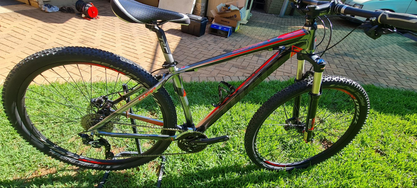 Titan Comp Mountain Bike | Hardtail Mountain Bikes | Bike Hub