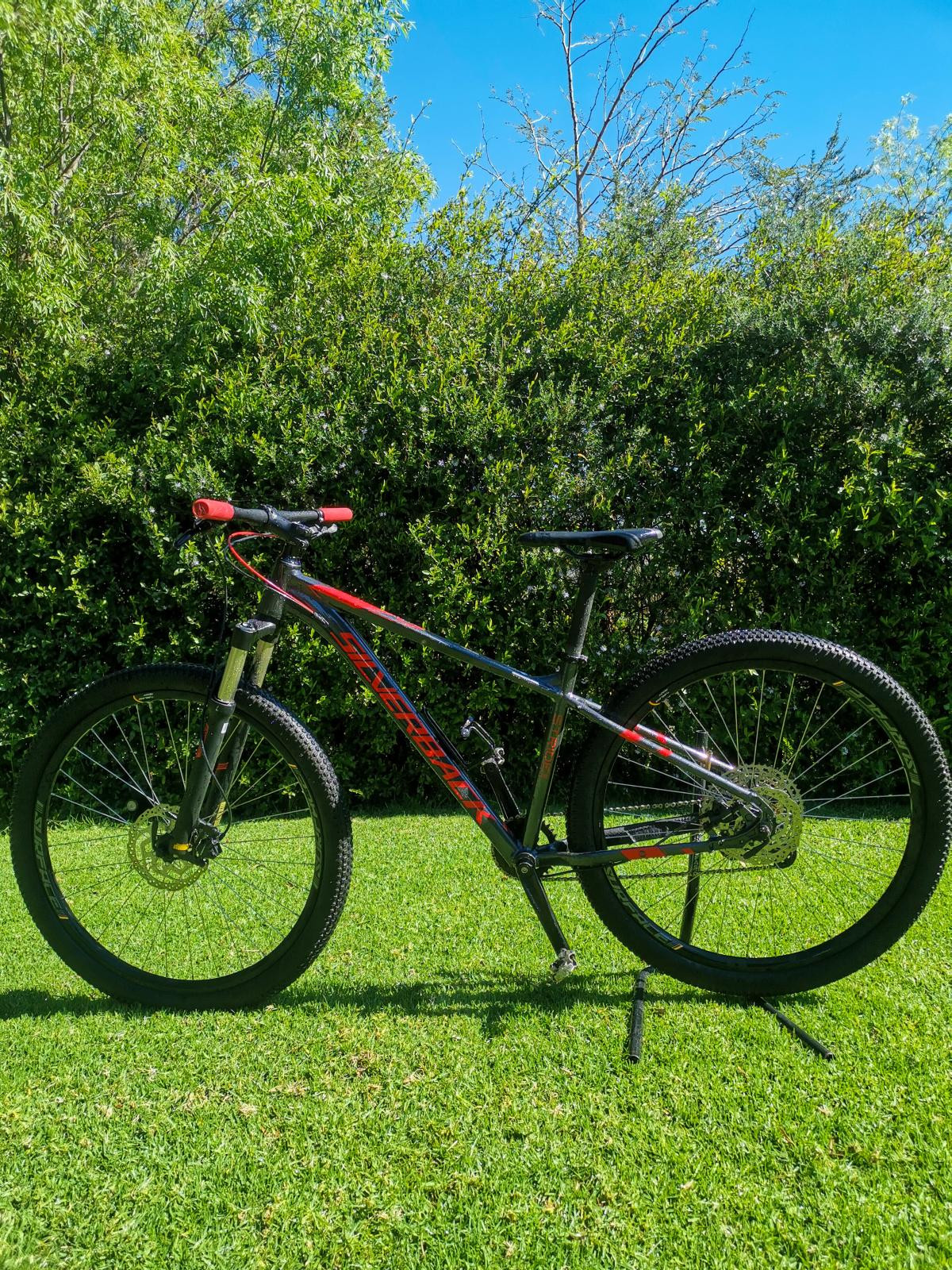 Silverback Stride Elite | Hardtail Mountain Bikes | Bike Hub