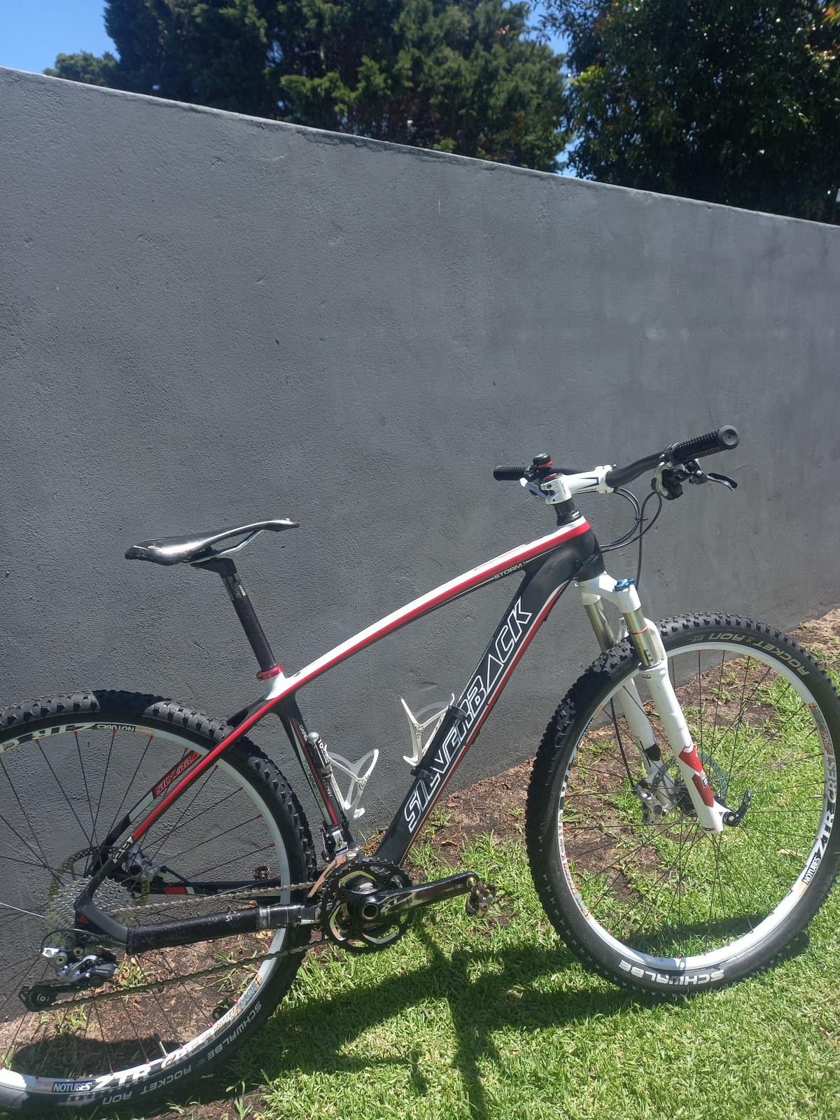 Silverback Full Carbon (M) | Hardtail Mountain Bikes | Bike Hub