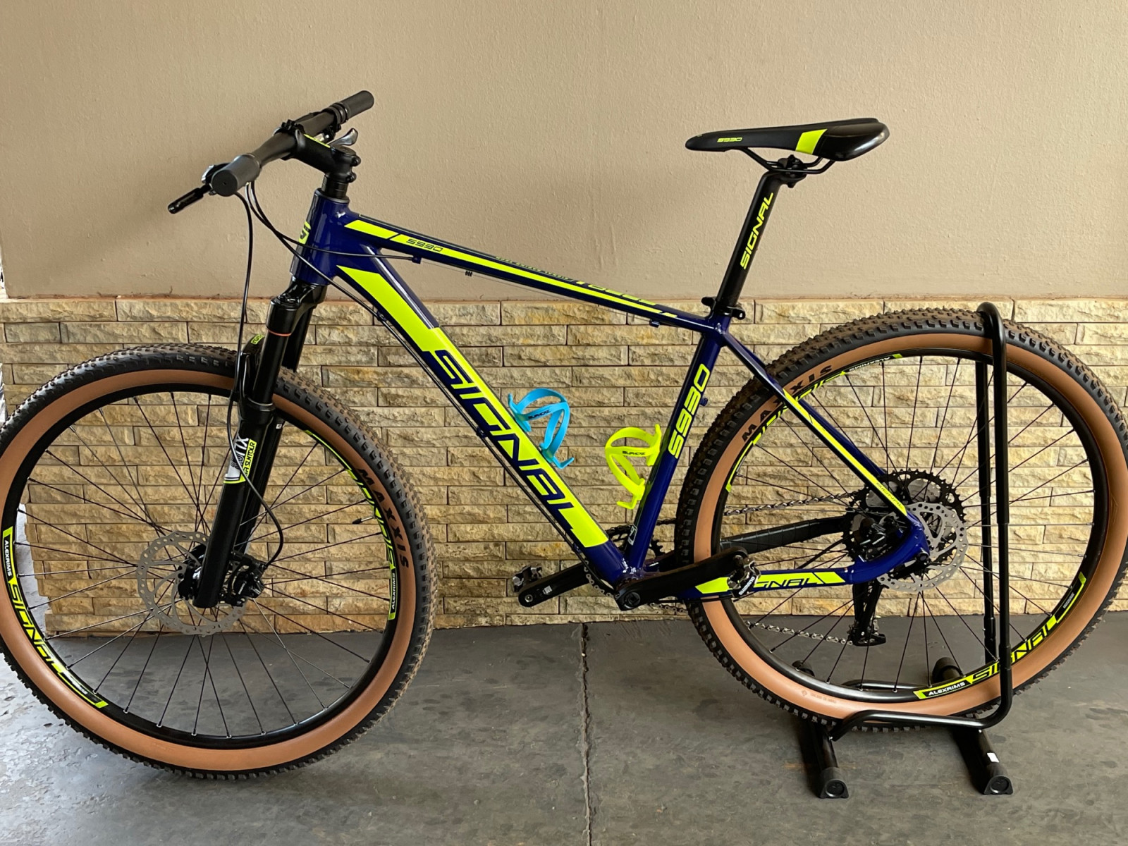 Signal Mountain Bike | Hardtail Mountain Bikes | Bike Hub