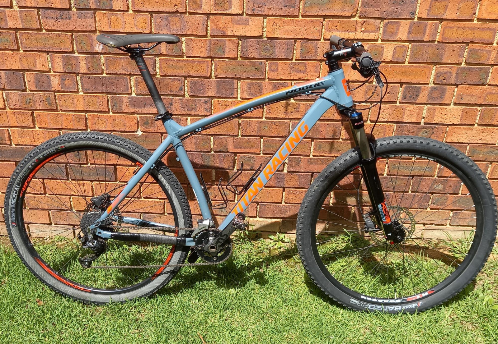 2018 29 Inch Large Titan Rogue Sport | Hardtail Mountain Bikes | Bike Hub