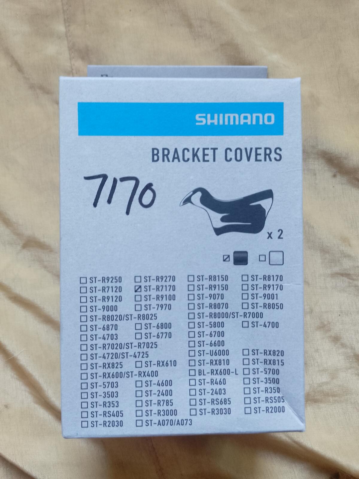 Brake Hoods 105 Di2 ST-7170 | Shifters | Bike Hub