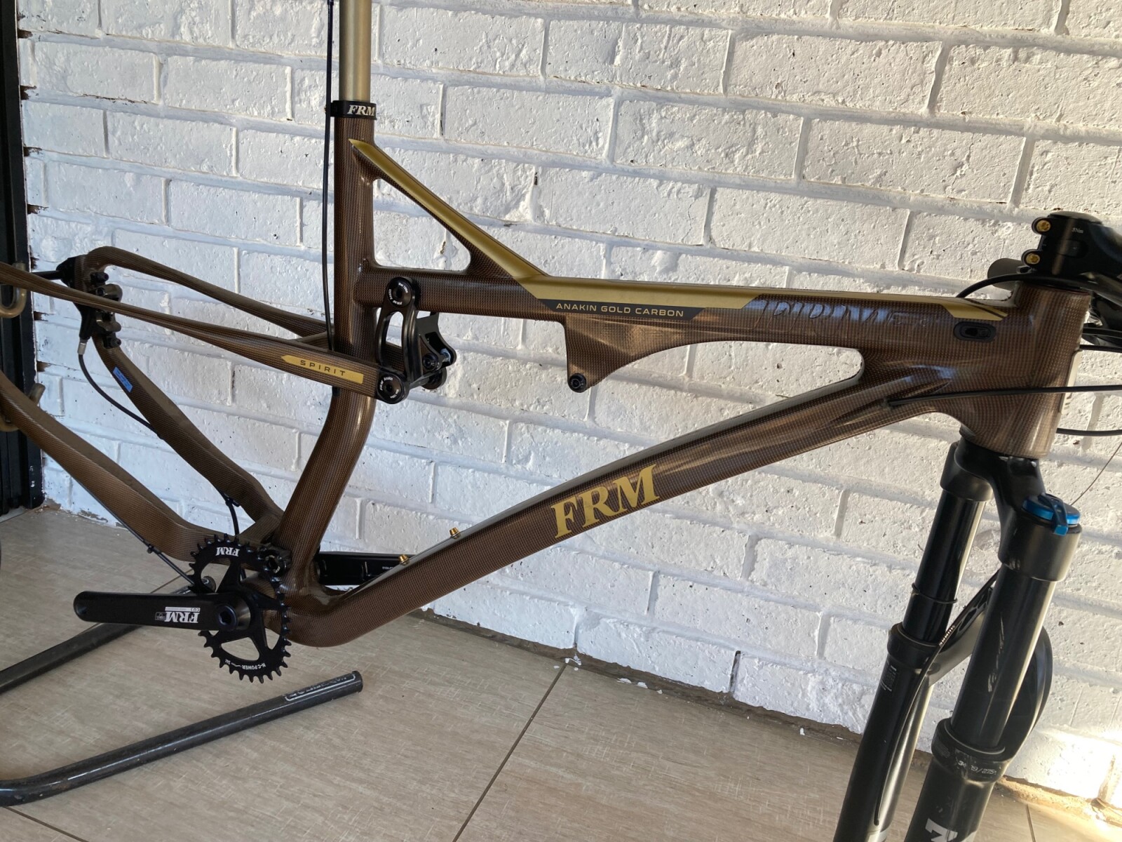 FRM Anakin Carbon frames | Dual Suspension Mountain Bike Frames | Bike Hub