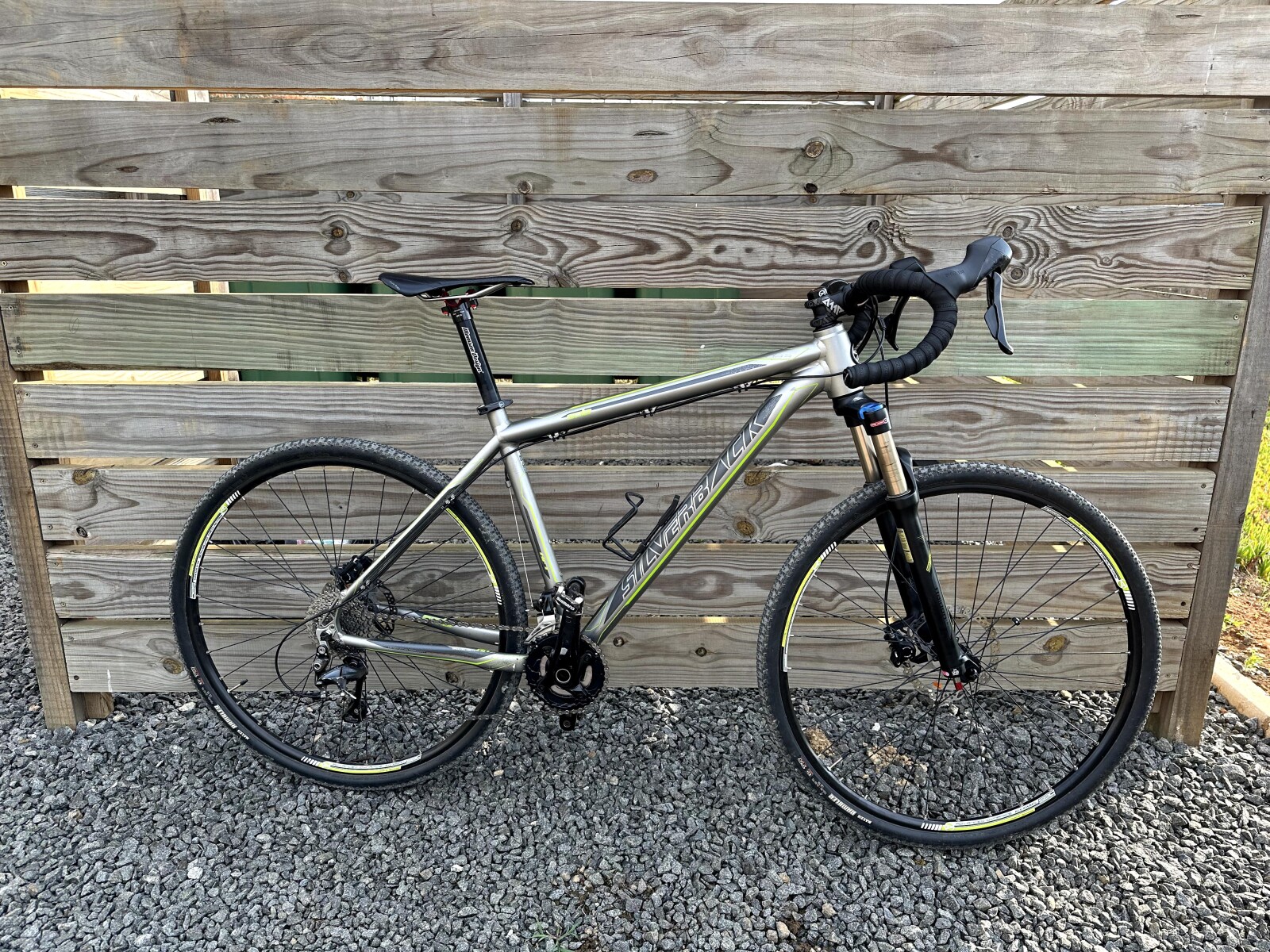 Silverback Sola 3 Gravel | Hardtail Mountain Bikes | Bike Hub