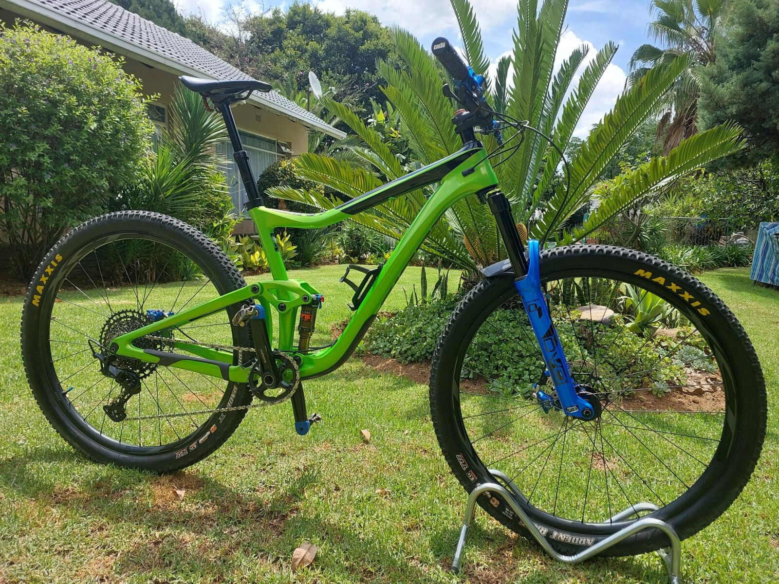 Reduced Urgent Sale! | Dual Suspension Mountain Bikes | Bike Hub