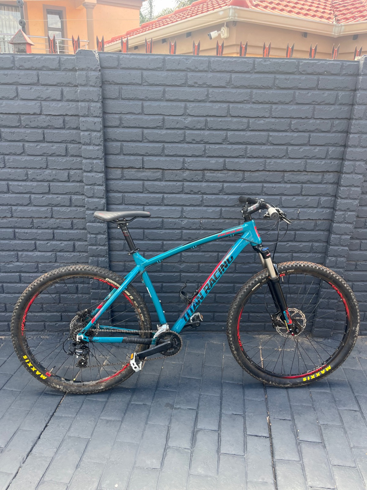 Titan Rogue Racing Mountain Bike | Hardtail Mountain Bikes | Bike Hub