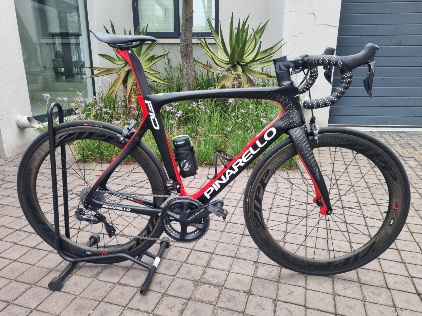 Pinarello Dogma F10 | Road Bike Frames | Bike Hub