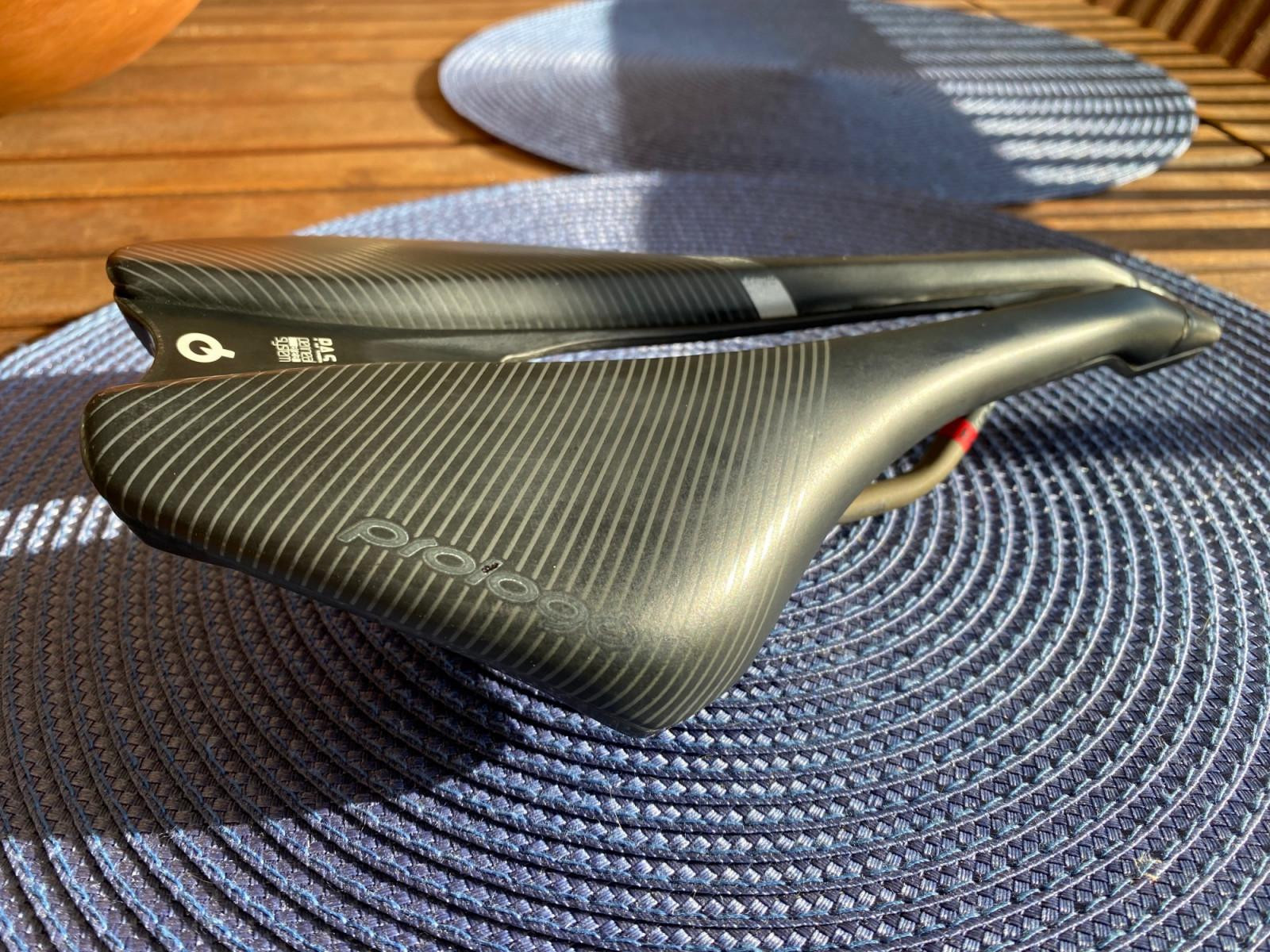 Prologo Dimension 143mm saddle | Saddles | Bike Hub