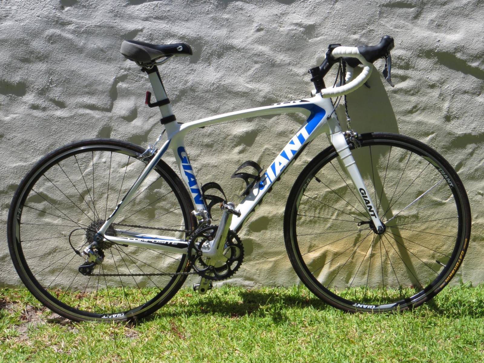 Giant TCR Advanced Composite Medium | Road Bikes | Bike Hub