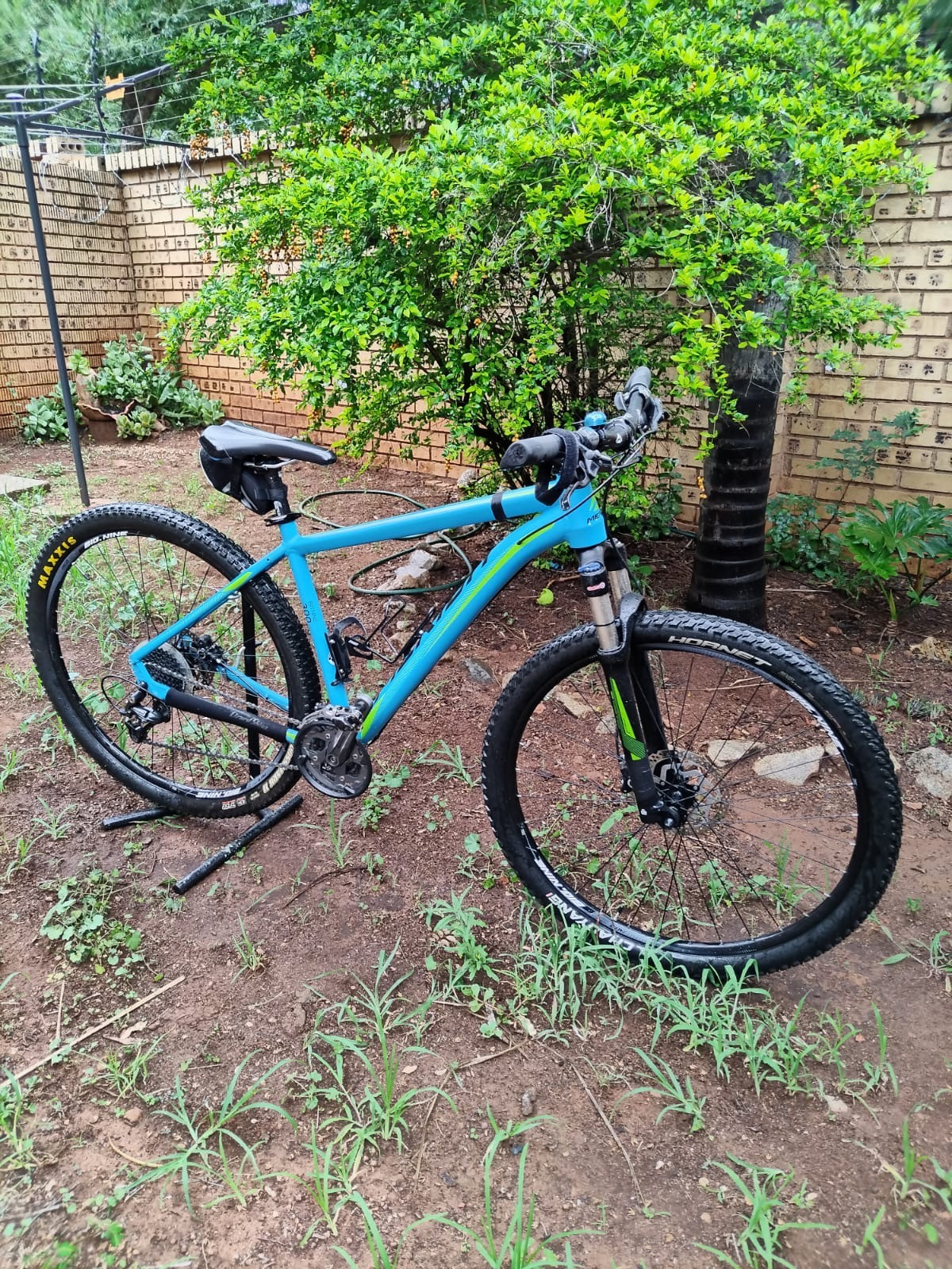 Merida 300 | Hardtail Mountain Bikes | Bike Hub