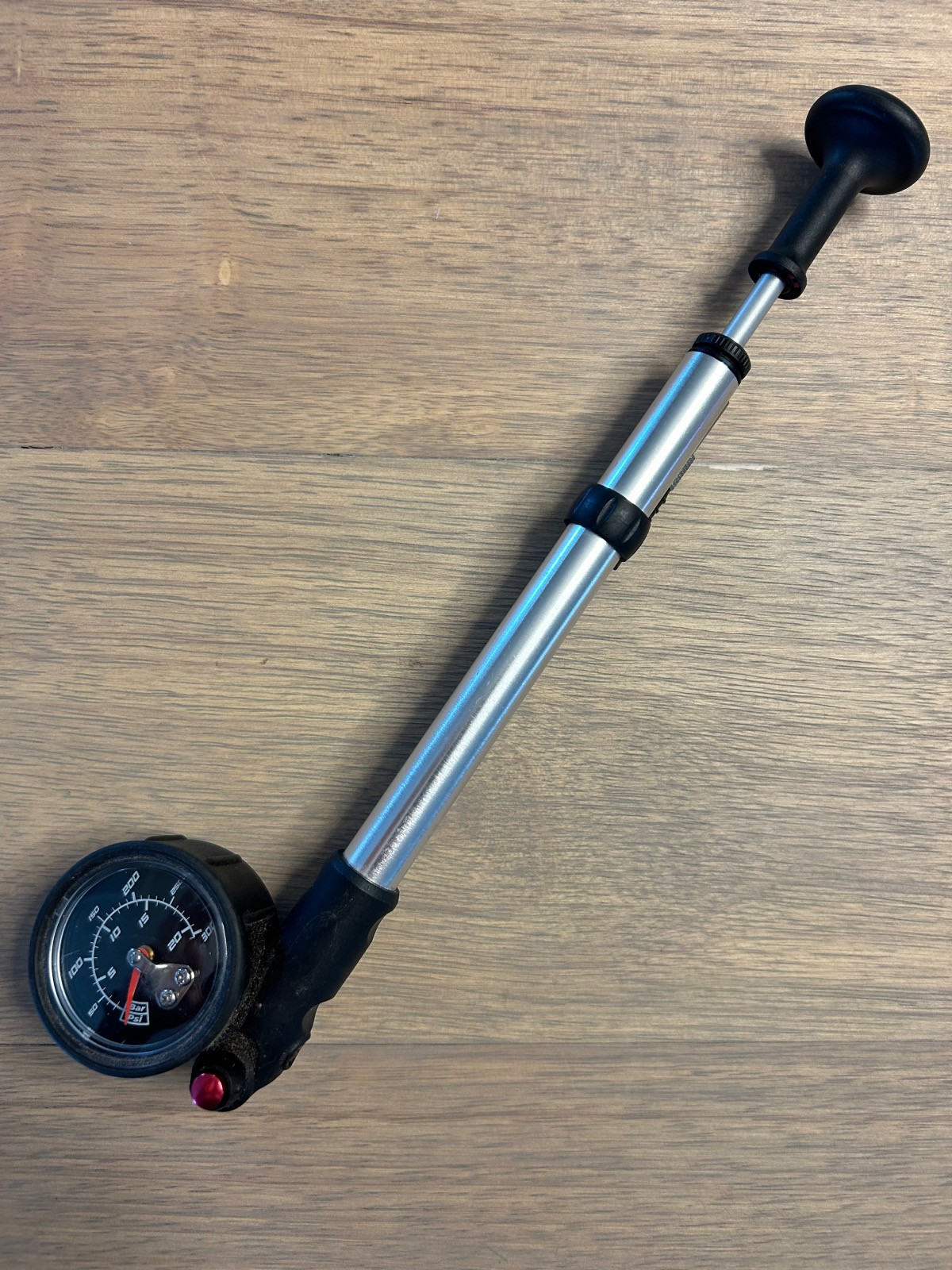 MTB shock pump - price drop | Pumps | Bike Hub