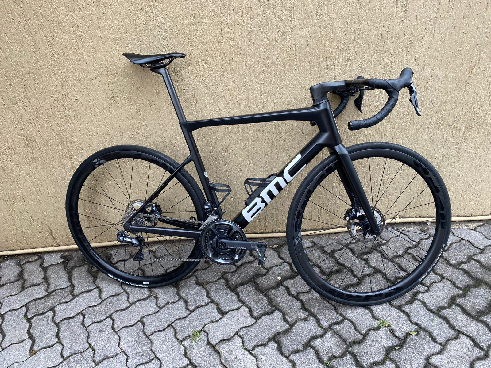 BMC Teammachine SLR01 | Road Bikes | Bike Hub