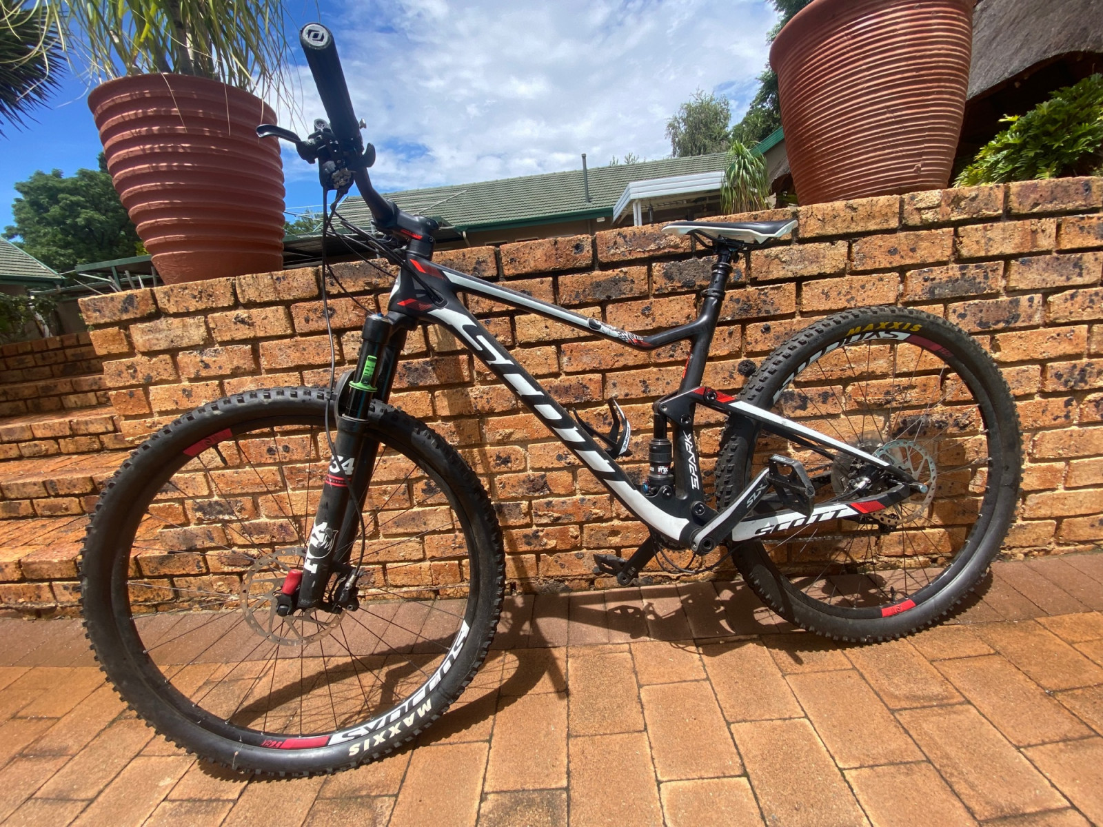 Scott 920 spark | Dual Suspension Mountain Bikes | Bike Hub