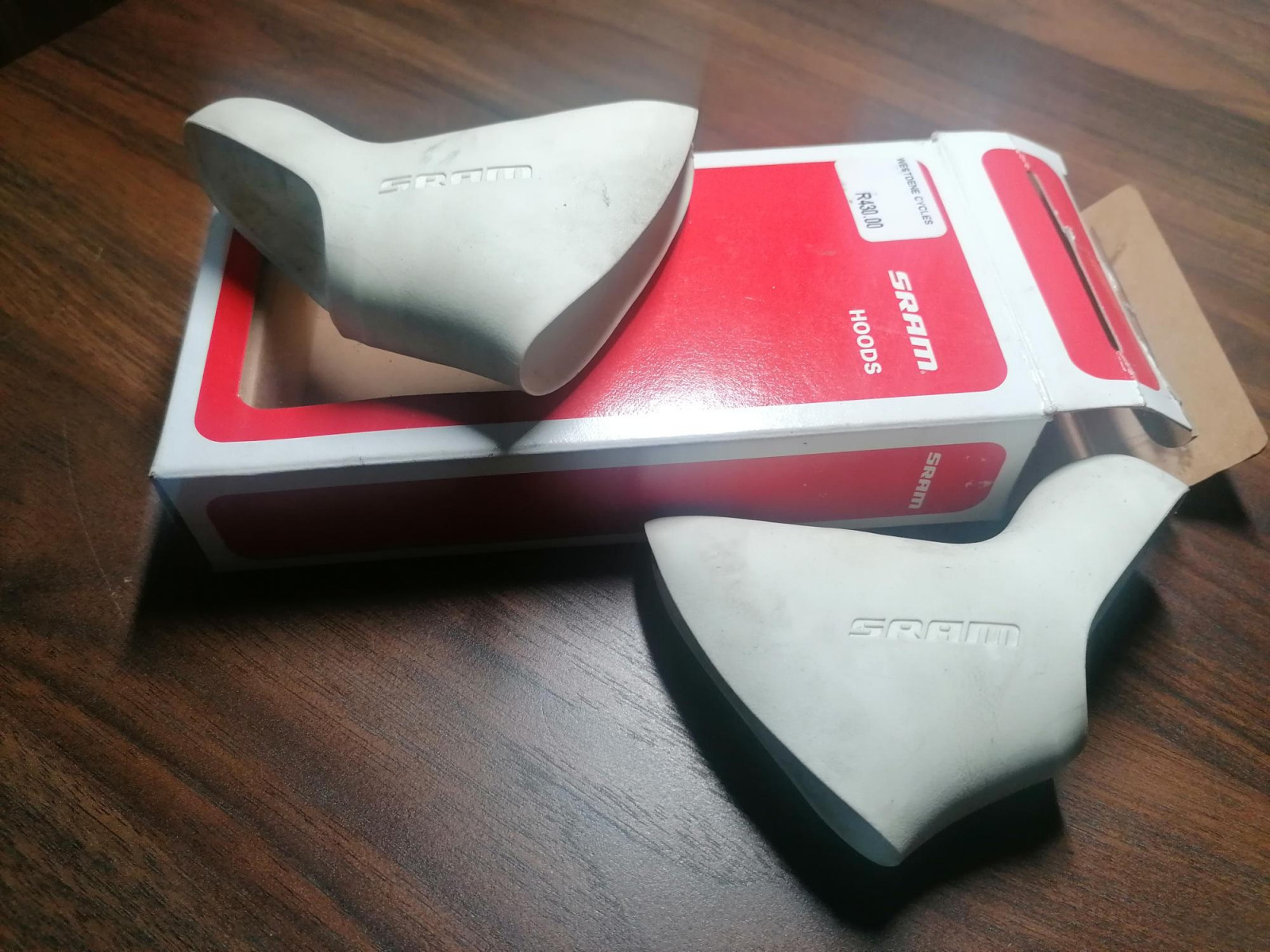 SRAM Red Hood Grips. White. | Grips & Bar Tape | Bike Hub