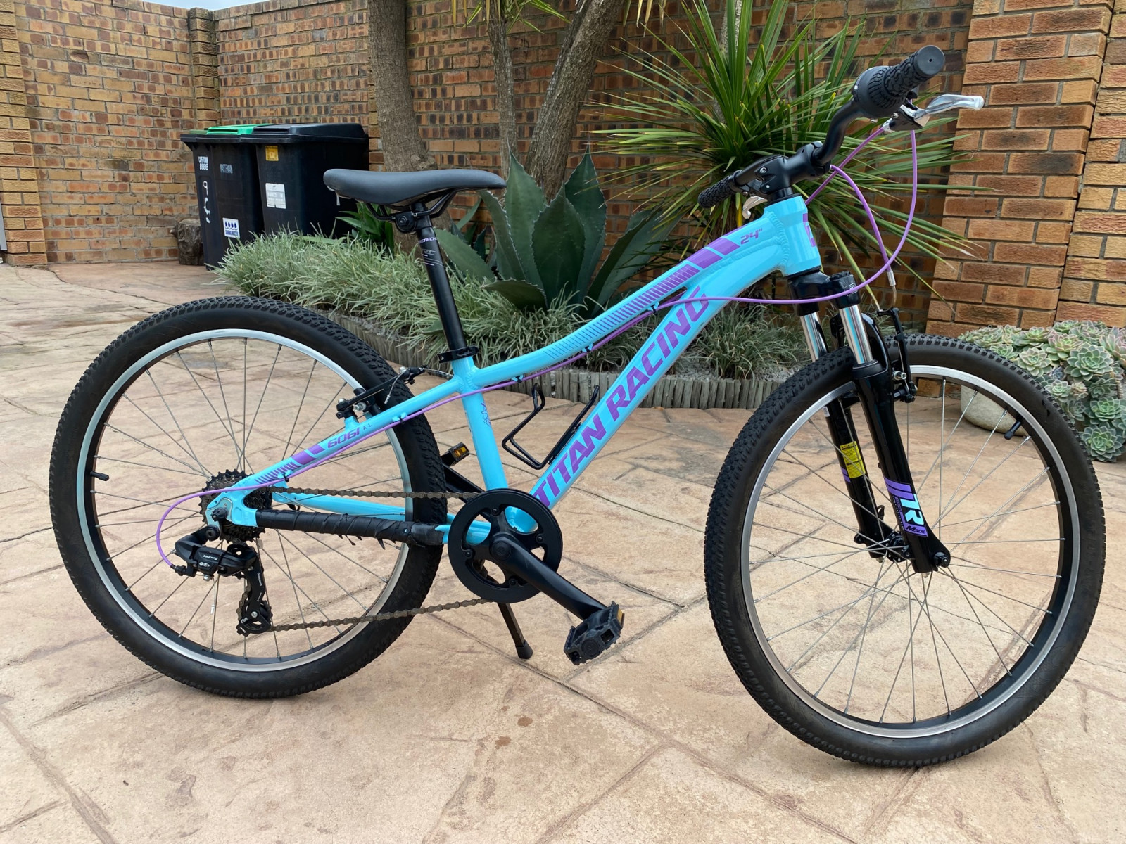 Titan Racing 24 inch girl MTB | Kids Bikes | Bike Hub