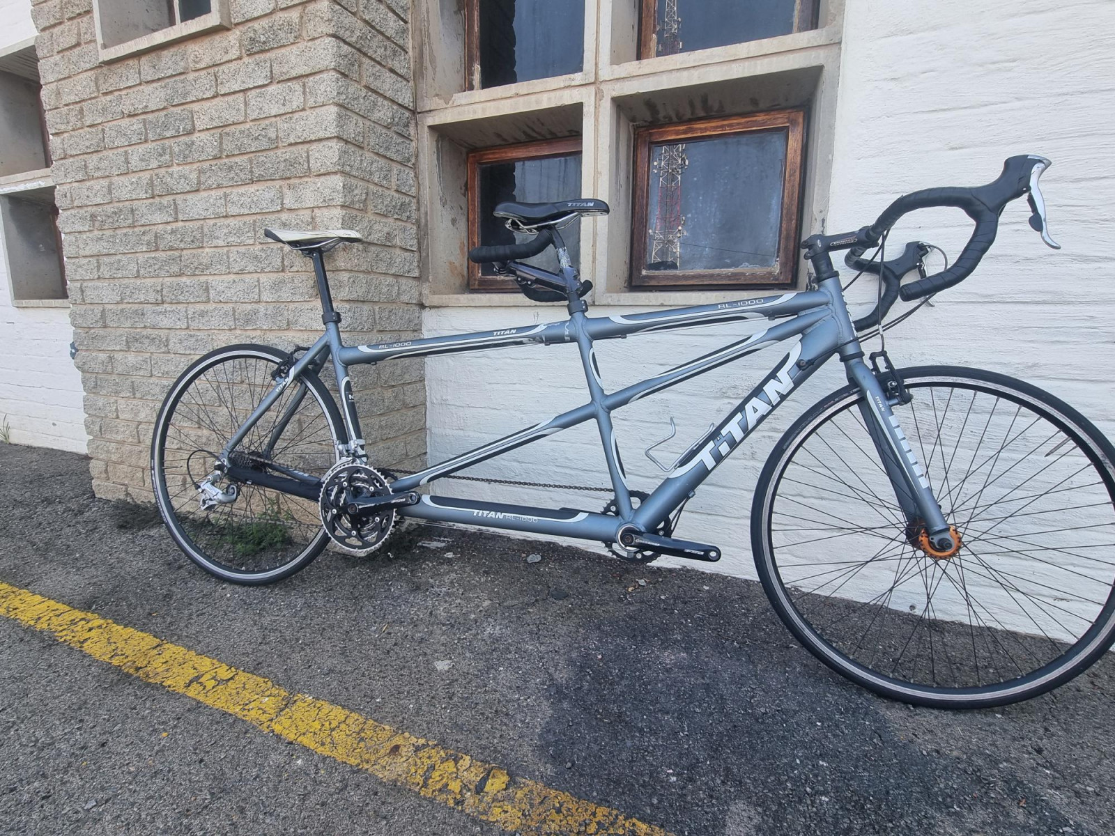 Titan Tandem 55cm/52cm | Tandem Road Bikes | Bike Hub