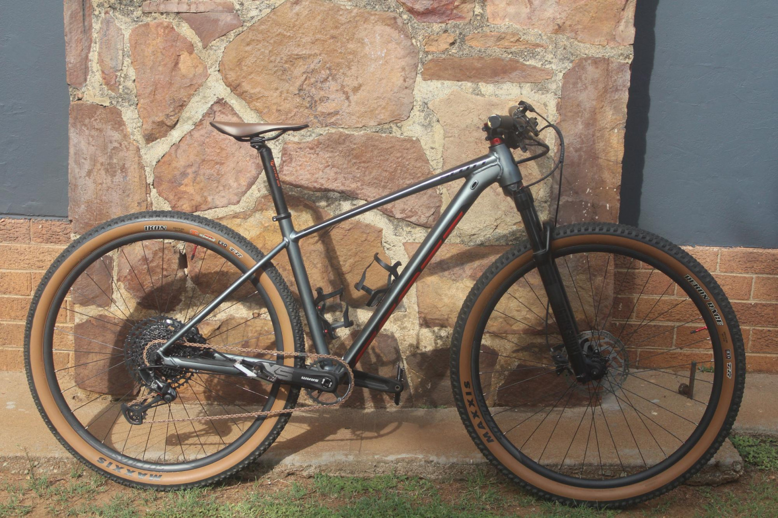 Scott Scale 970 - Medium frame - 29" | Hardtail Mountain Bikes | Bike Hub