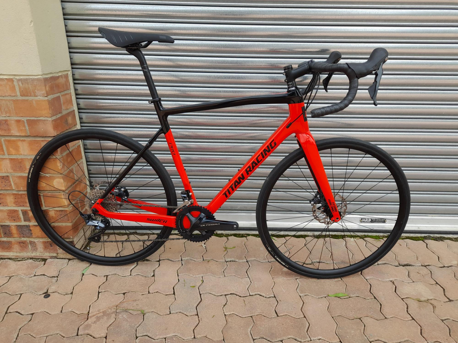 Titan Switch Pro Carbon 56cm | Gravel Bikes | Bike Hub