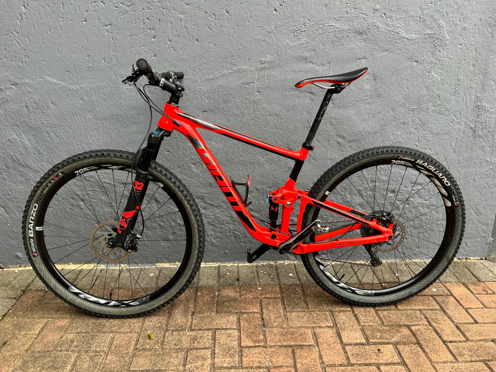 Giant Anthem 29er | Dual Suspension Mountain Bikes | Bike Hub