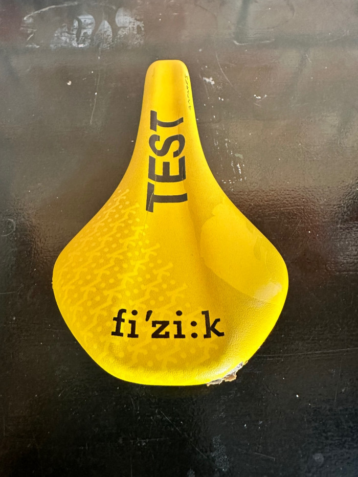 Fizik Yellow Test Saddle