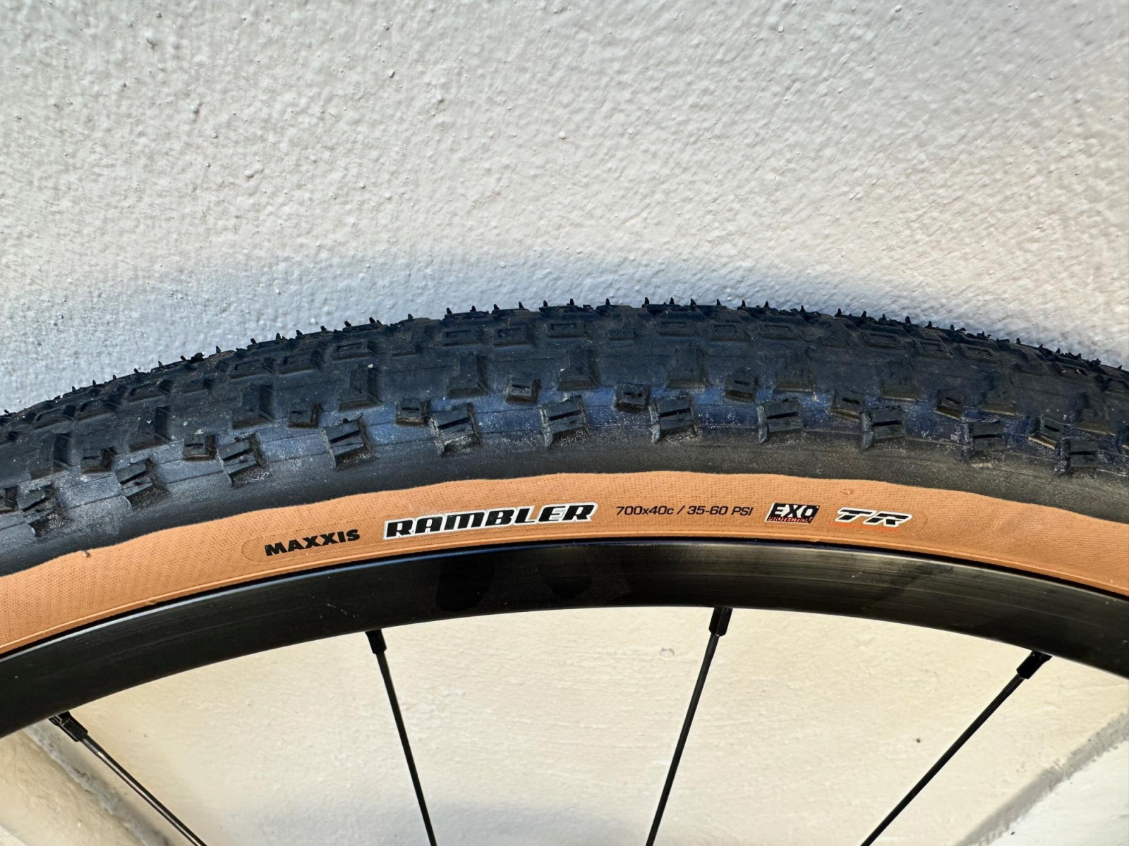 2 x Maxxis Rambler 40 skinwall | Gravel Bike Tyres | Bike Hub