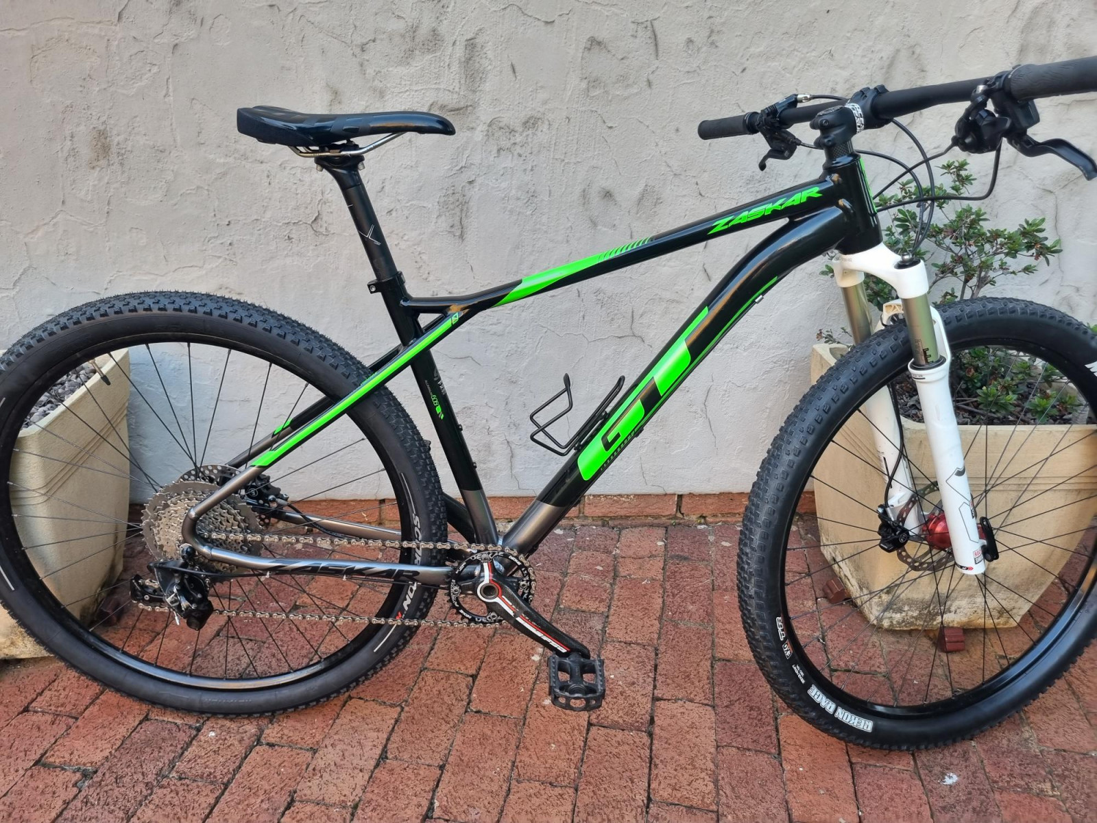 (L) GT Zaskar 9r Elite | Hardtail Mountain Bikes | Bike Hub