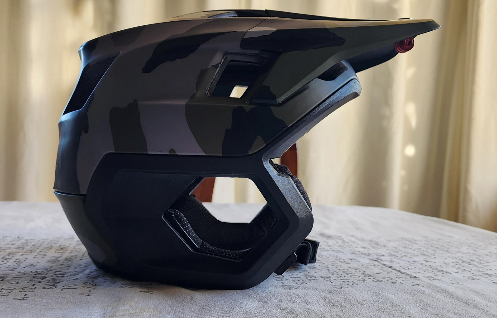 Fox Dropframe Camo in Large | Helmets | Bike Hub