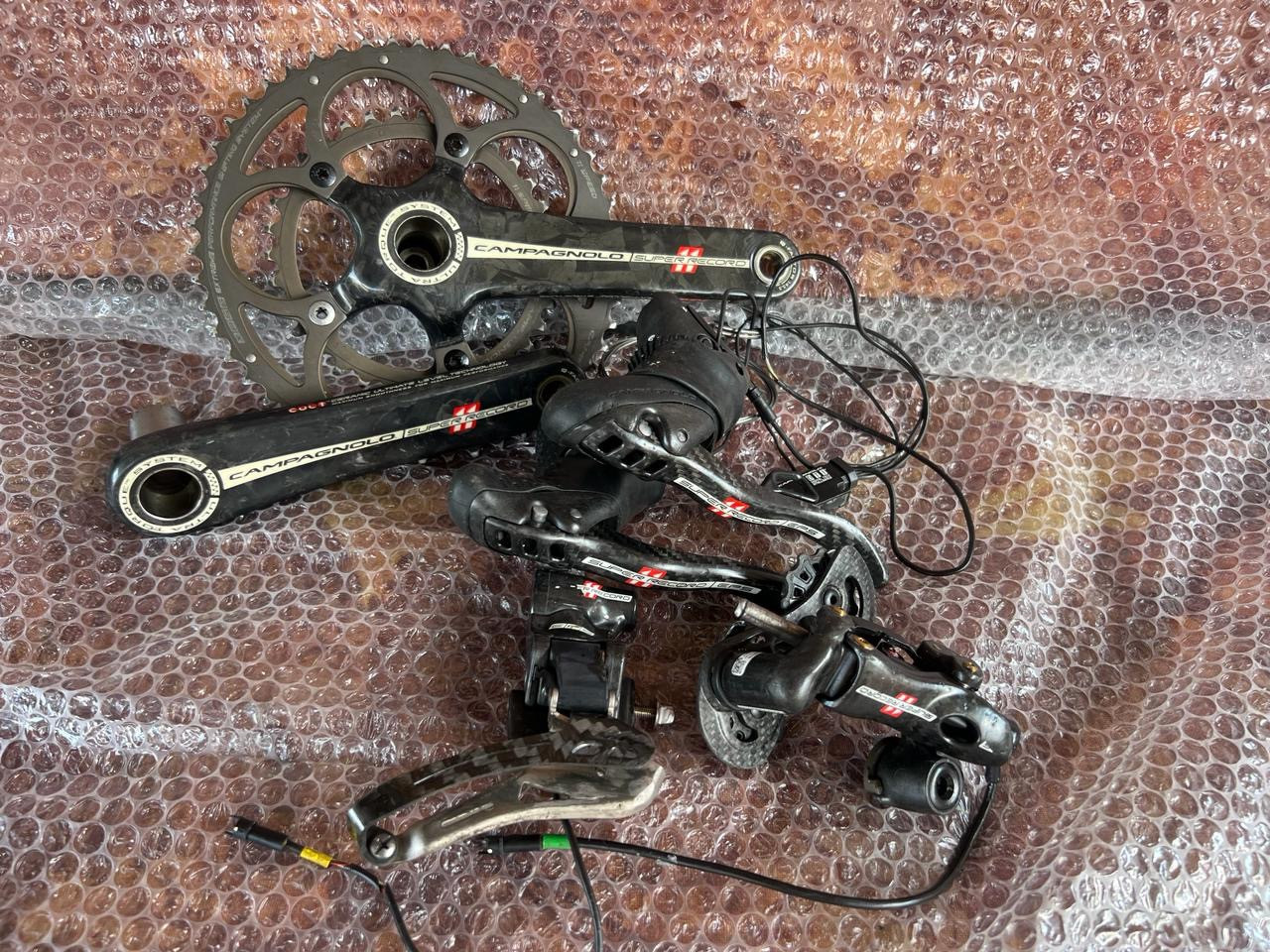 Campagnolo EPS 11speed options | Complete Groupsets | Bike Hub