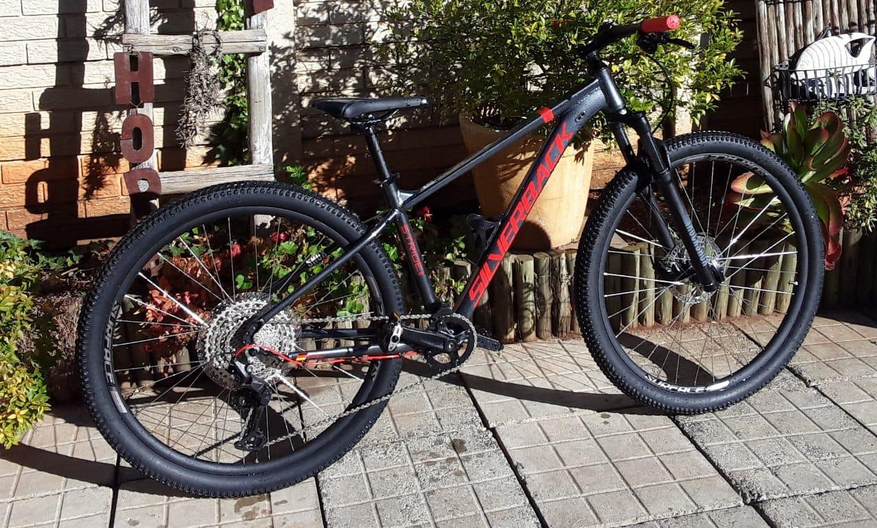 SILVERBACK STRIDE DELUX MTB | Hardtail Mountain Bikes | Bike Hub