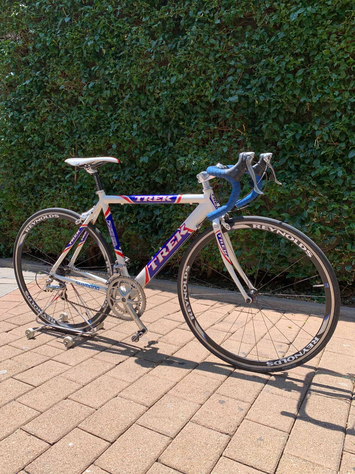 Trek 2200(USPS ) Limited Edition | Road Bikes | Bike Hub