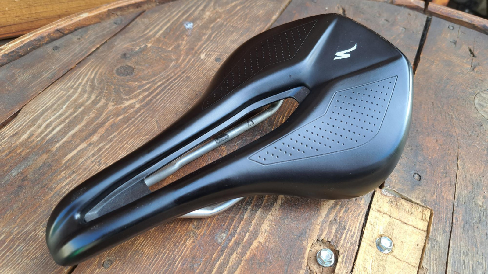 Specialized Power Comp 143mm | Saddles | Bike Hub
