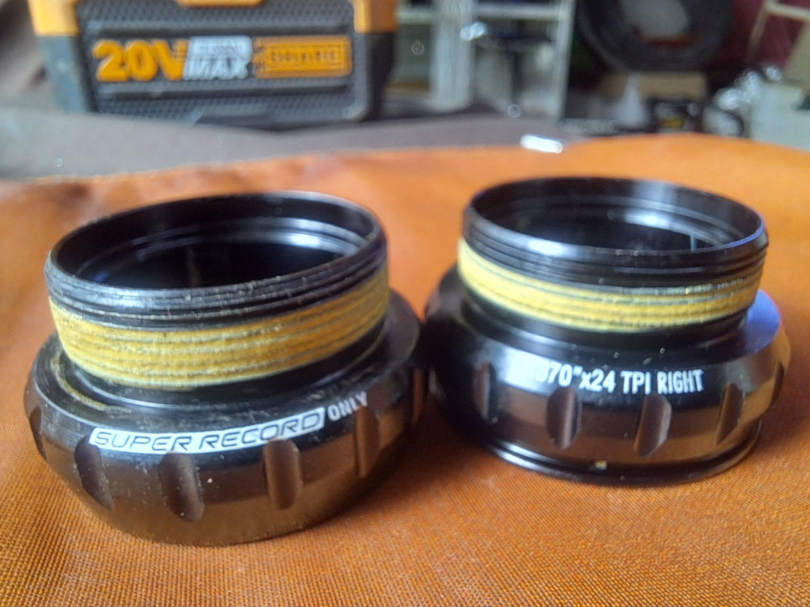 Campagnolo Super Record External BB cups | Bottom Brackets | Bike Hub