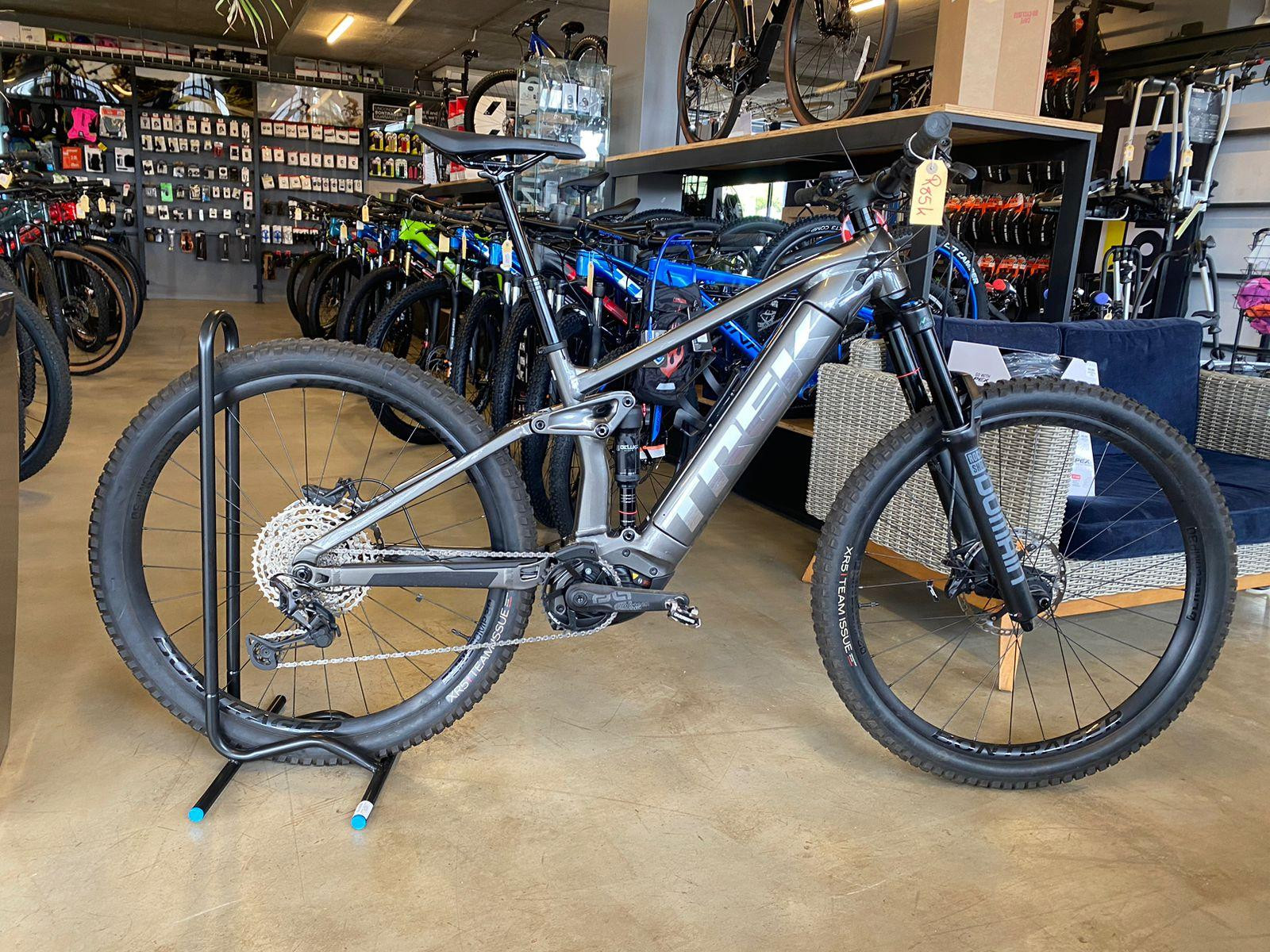 2022 Trek Rail 7 Gen 2 | Dual Suspension Mountain E-Bikes | Bike Hub