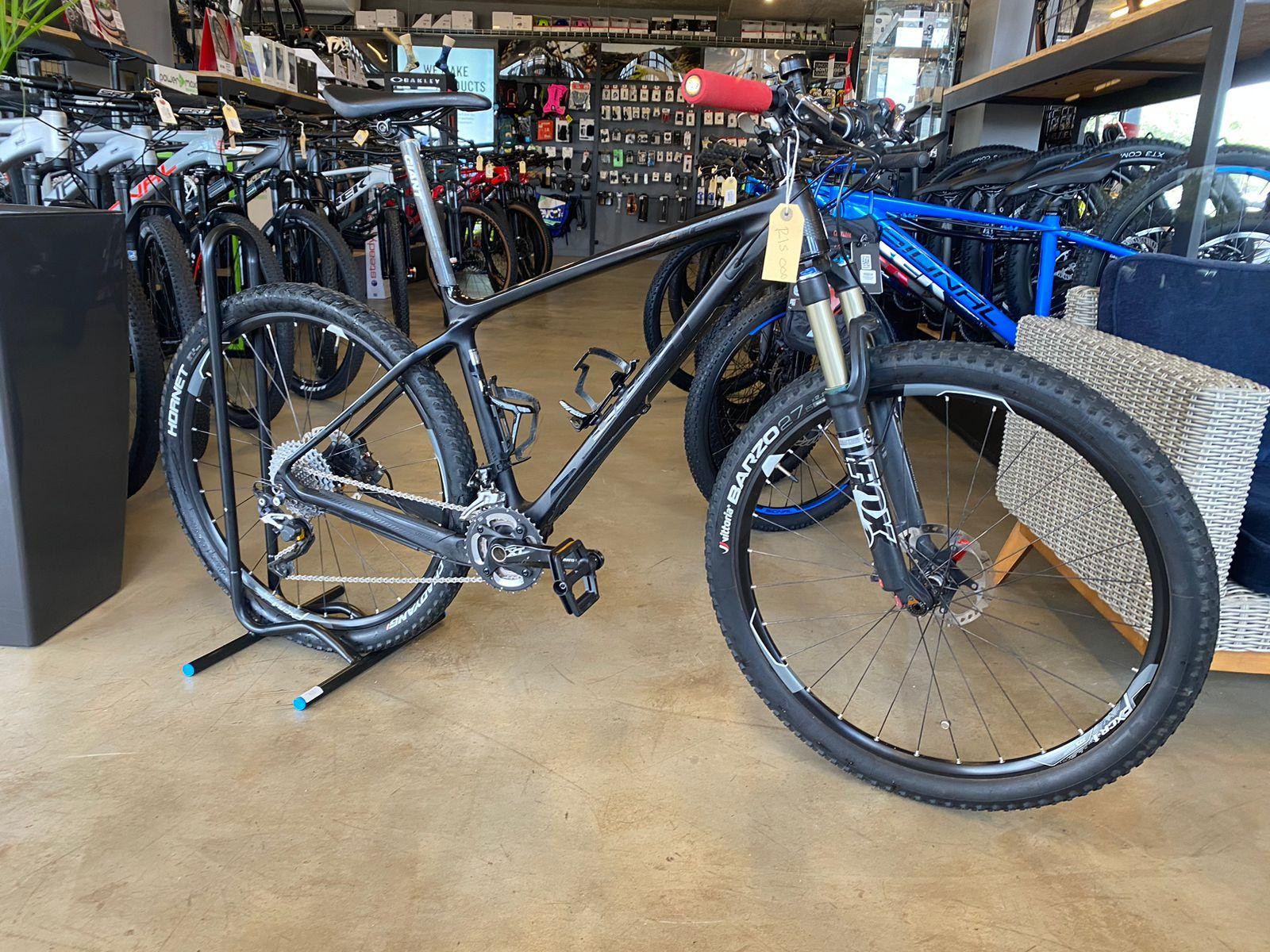 Giant Advanced XTC 29er | Hardtail Mountain Bikes | Bike Hub