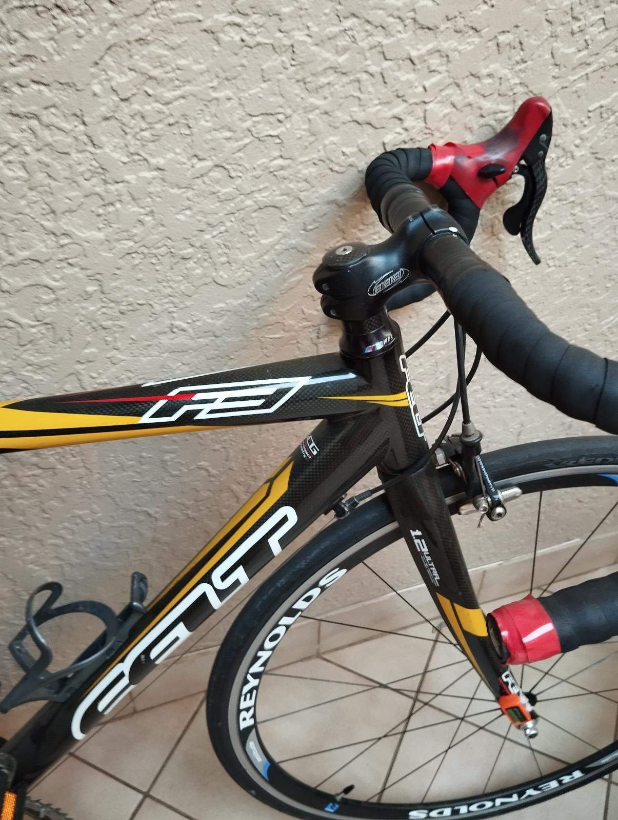 Felt F3 roadbike | Road Bikes | Bike Hub