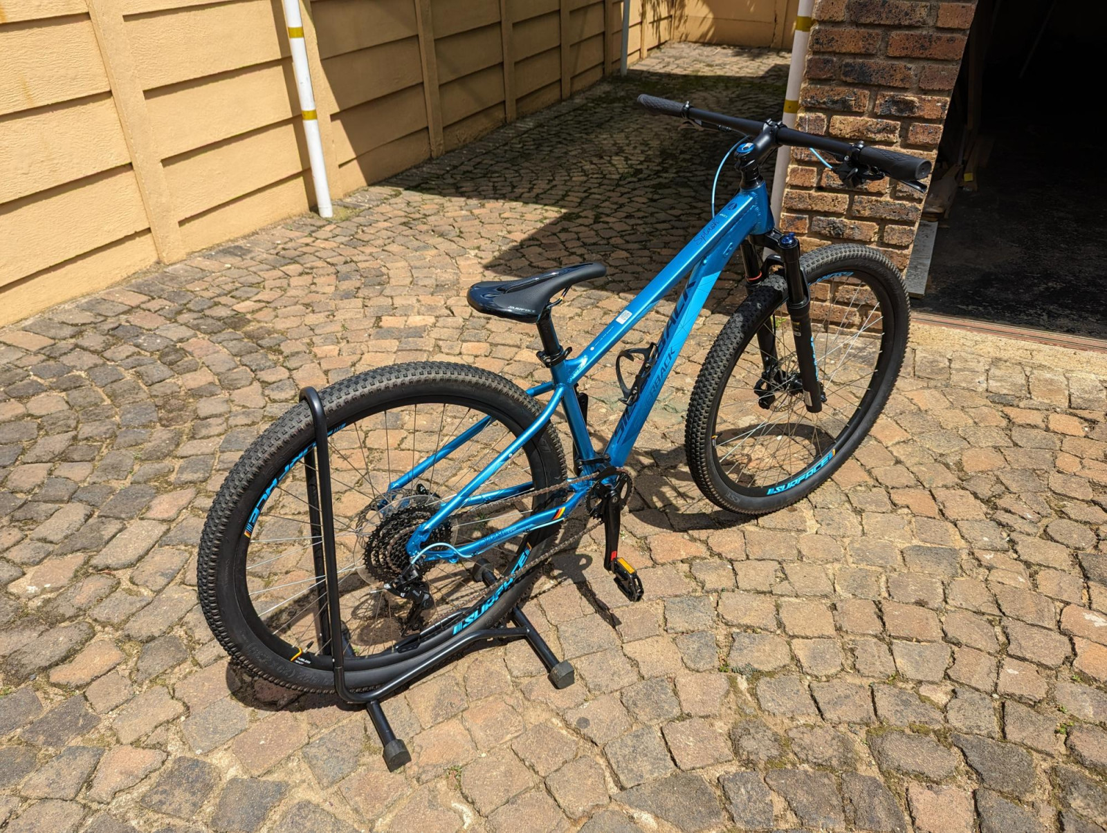 Silverback Comp Splash (M) Hard-Trail + Gear | Hardtail Mountain Bikes ...