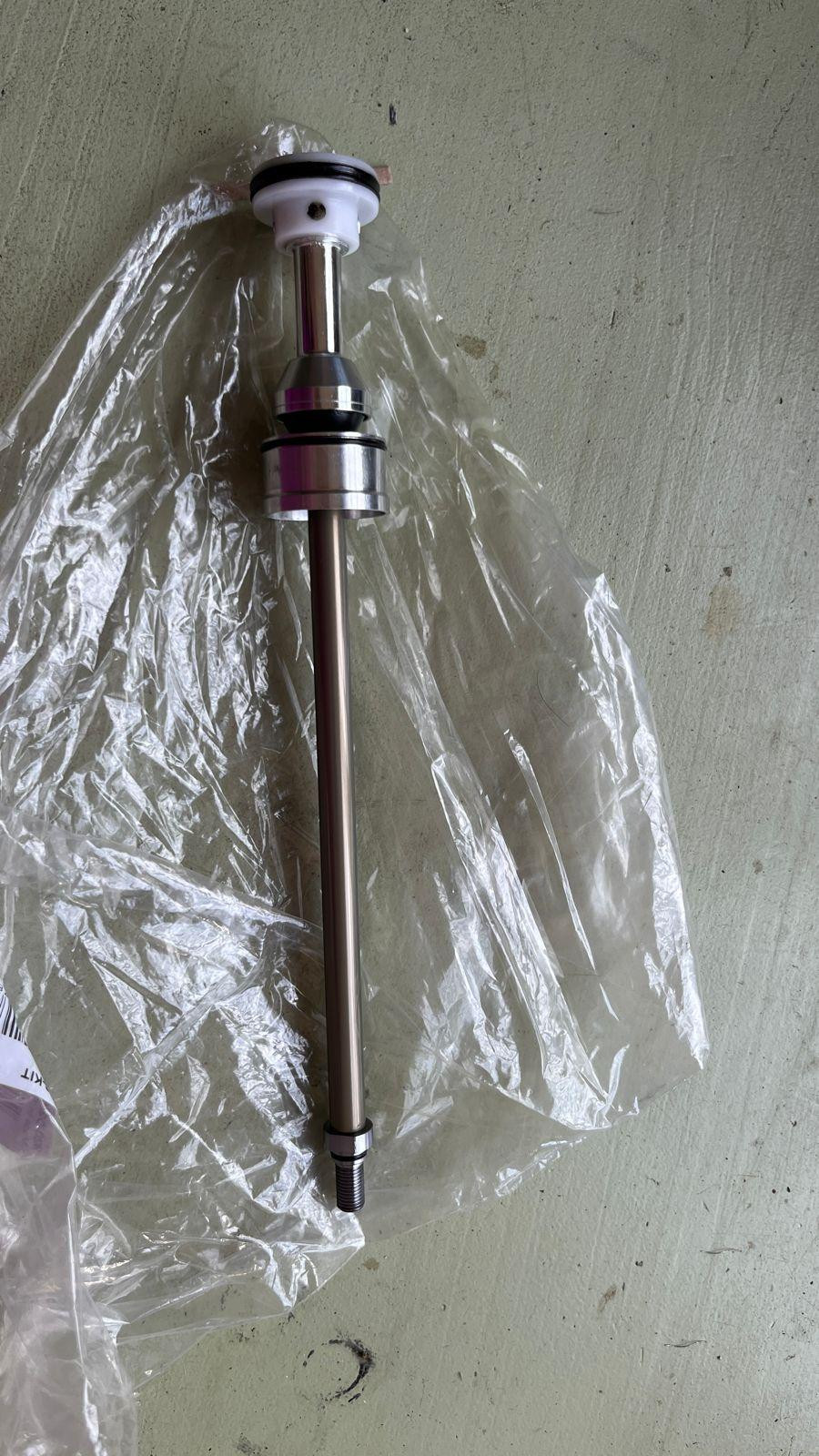 New Fox 36 160mm Air spring for 2021+ forks | Mountain Bike Forks ...