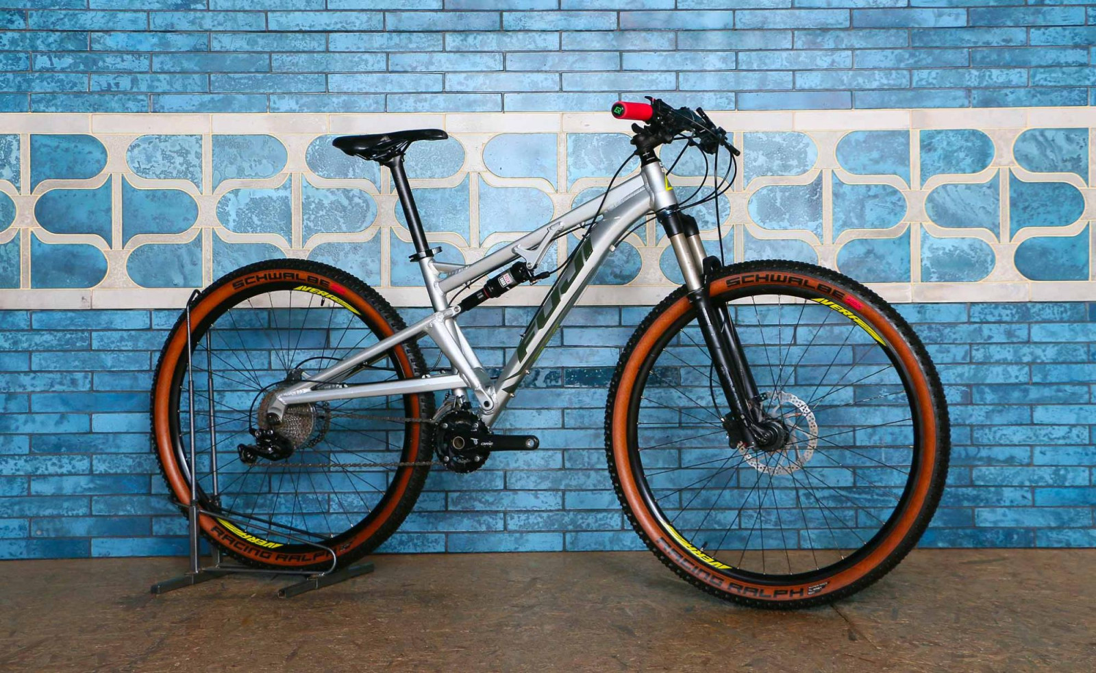 Pre-Owned Fuji One.1 (M) BM9148 (2012) | Dual Suspension Mountain Bikes ...