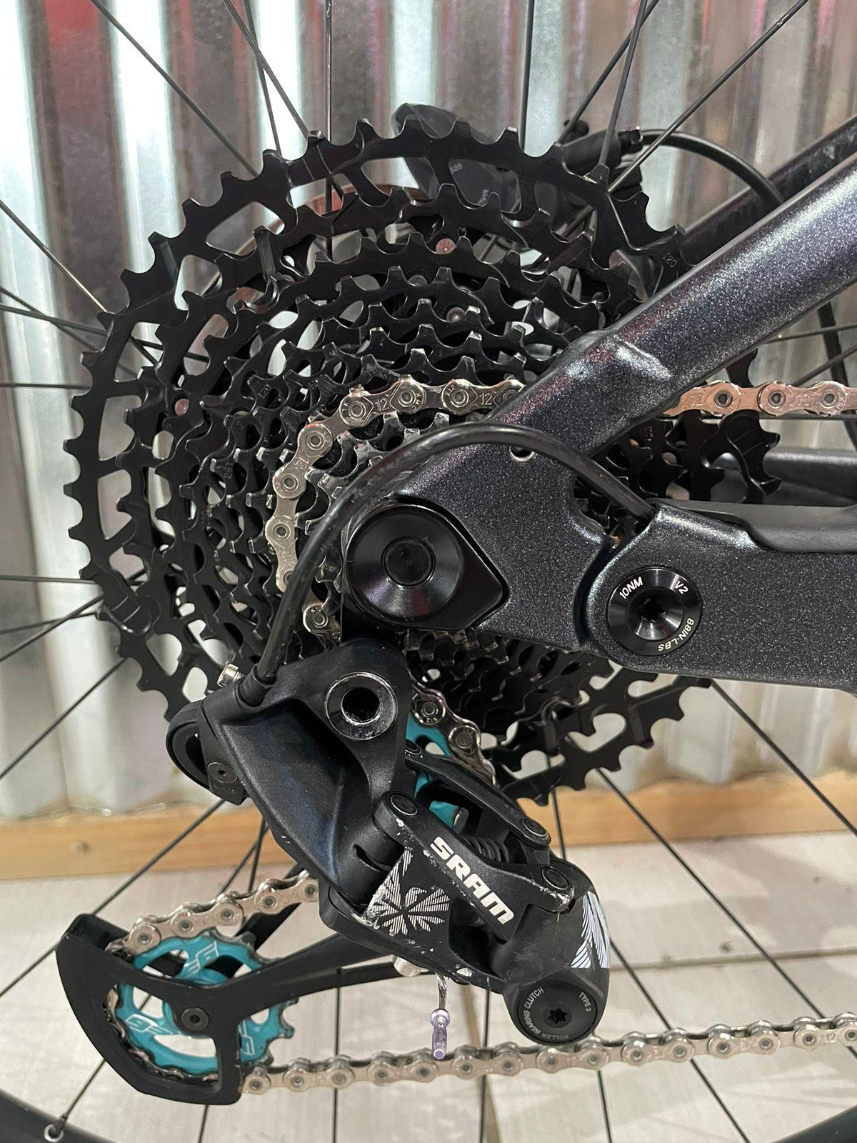 Scott Strike 930 E-bike | Dual Suspension Mountain E-Bikes | Bike Hub