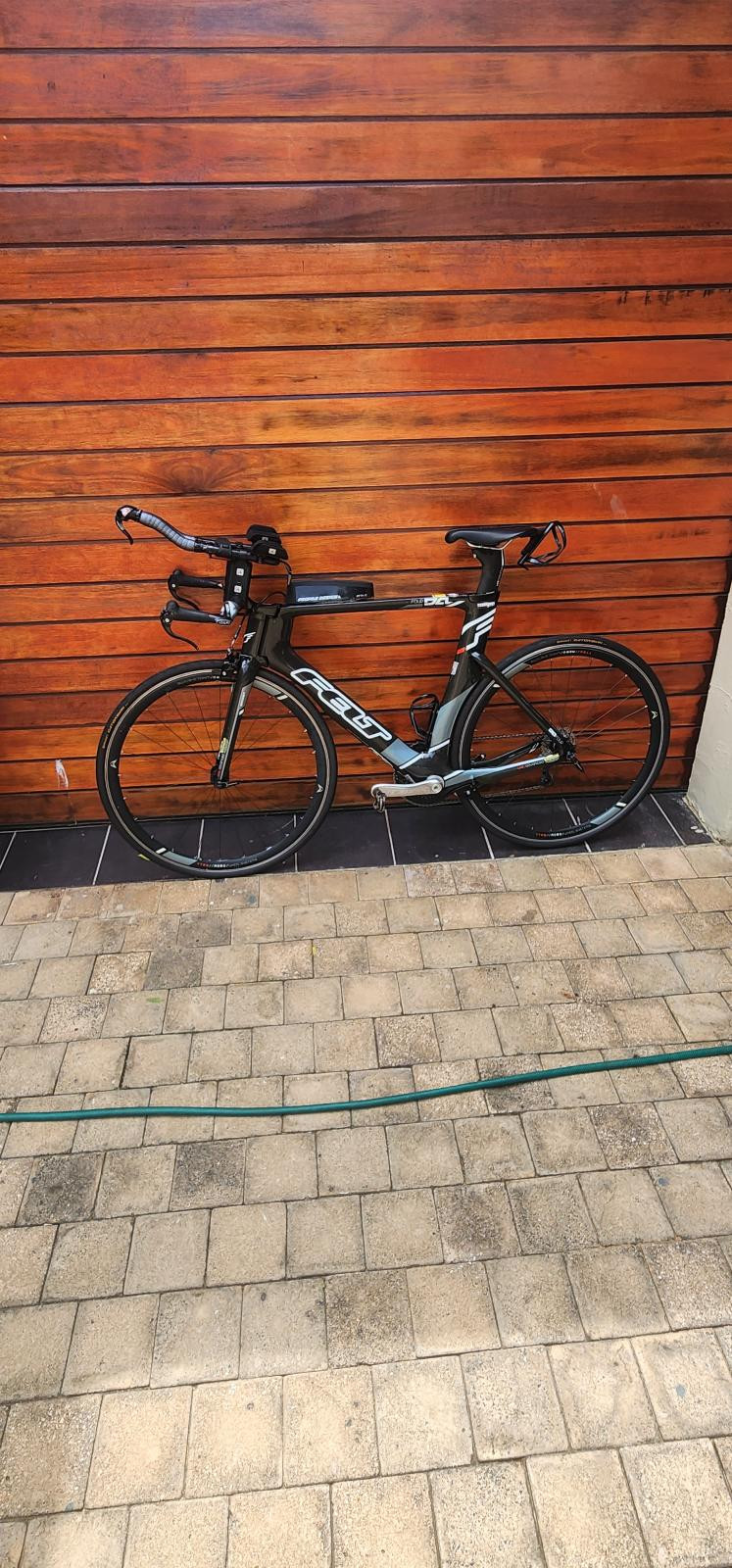 Felft DA4 full carbon triathlon bike | Triathlon & Time Trial Bikes | Bike Hub