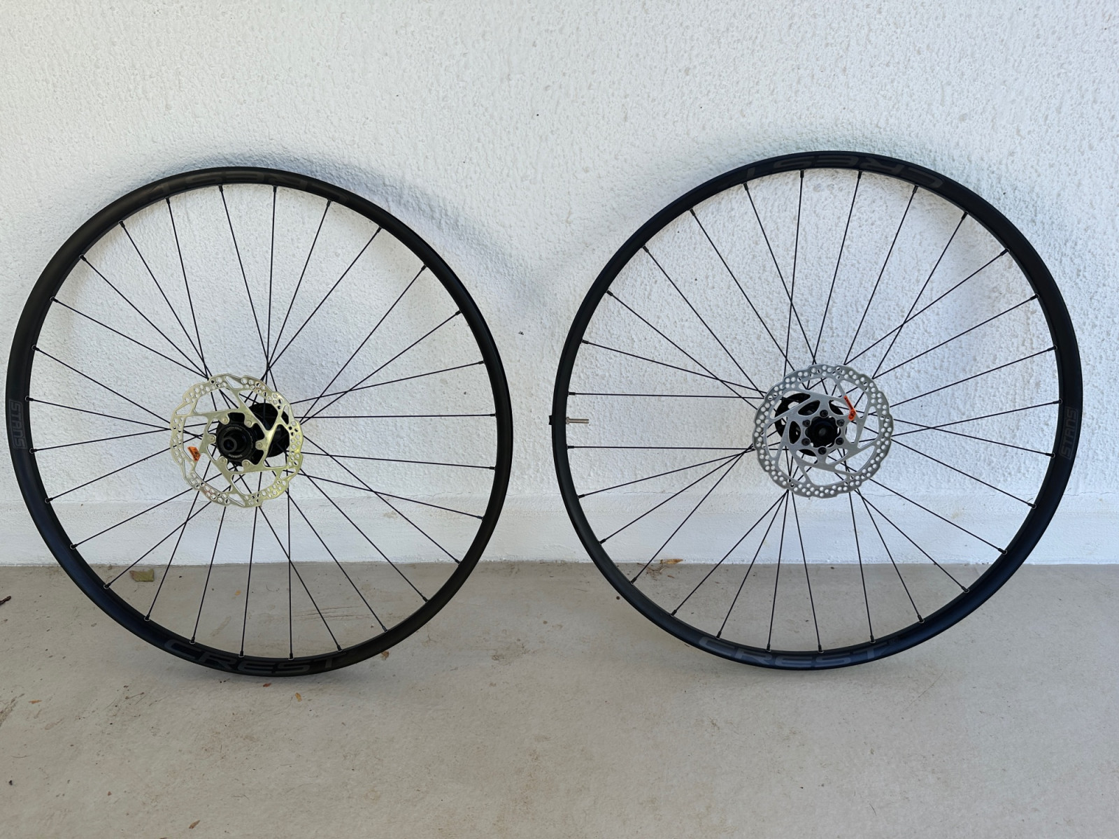 REDUCED: BRAND NEW Stans CREST boost wheels 29 | Mountain Bike Wheels ...