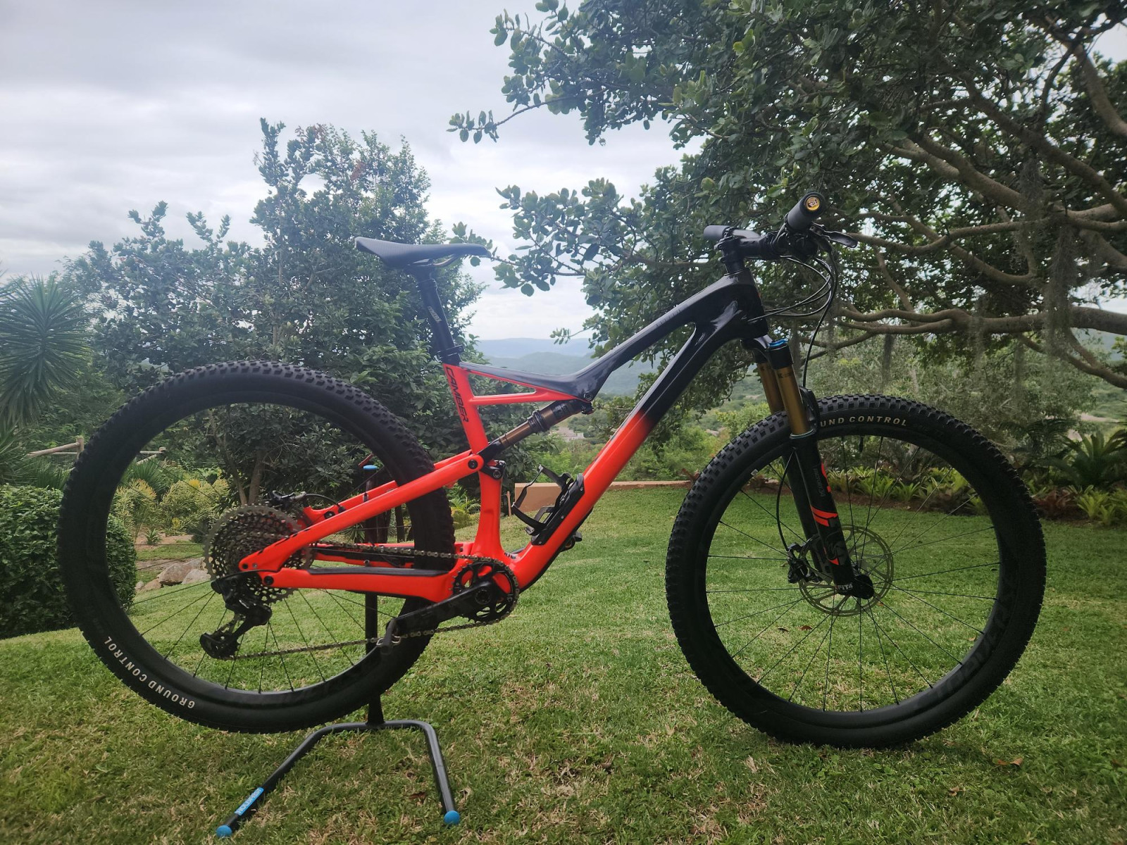 S-Works Camber, 2018 | Dual Suspension Mountain Bikes | Bike Hub
