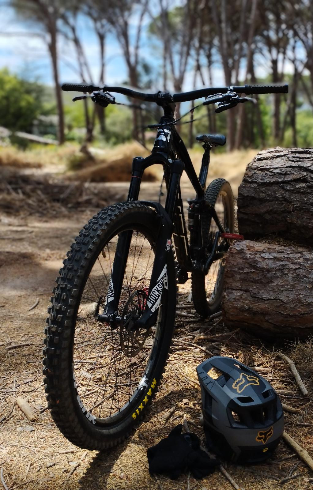 Large Pyga OneForty650 | Dual Suspension Mountain Bikes | Bike Hub