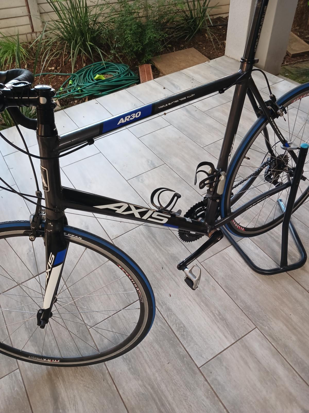 XL roadbike. AXIS. 2x9 speed | Road Bikes | Bike Hub