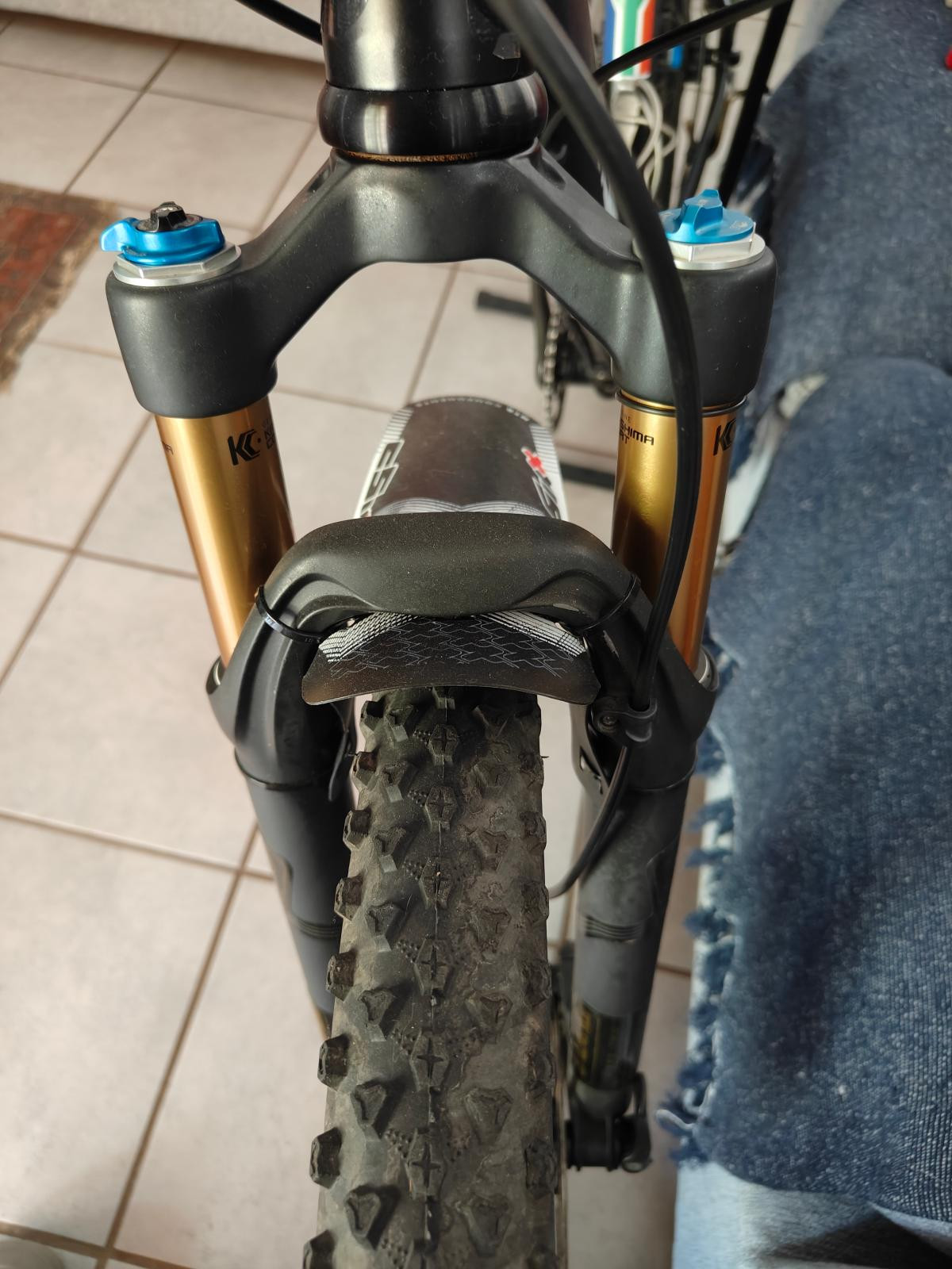 Fox Factory 32 Kashima Fit 4 | Mountain Bike Forks | Bike Hub