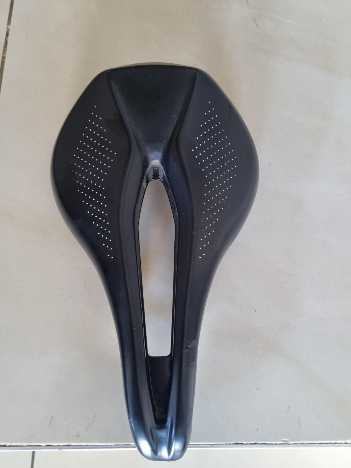 Specialized power saddle 143mm | Saddles | Bike Hub