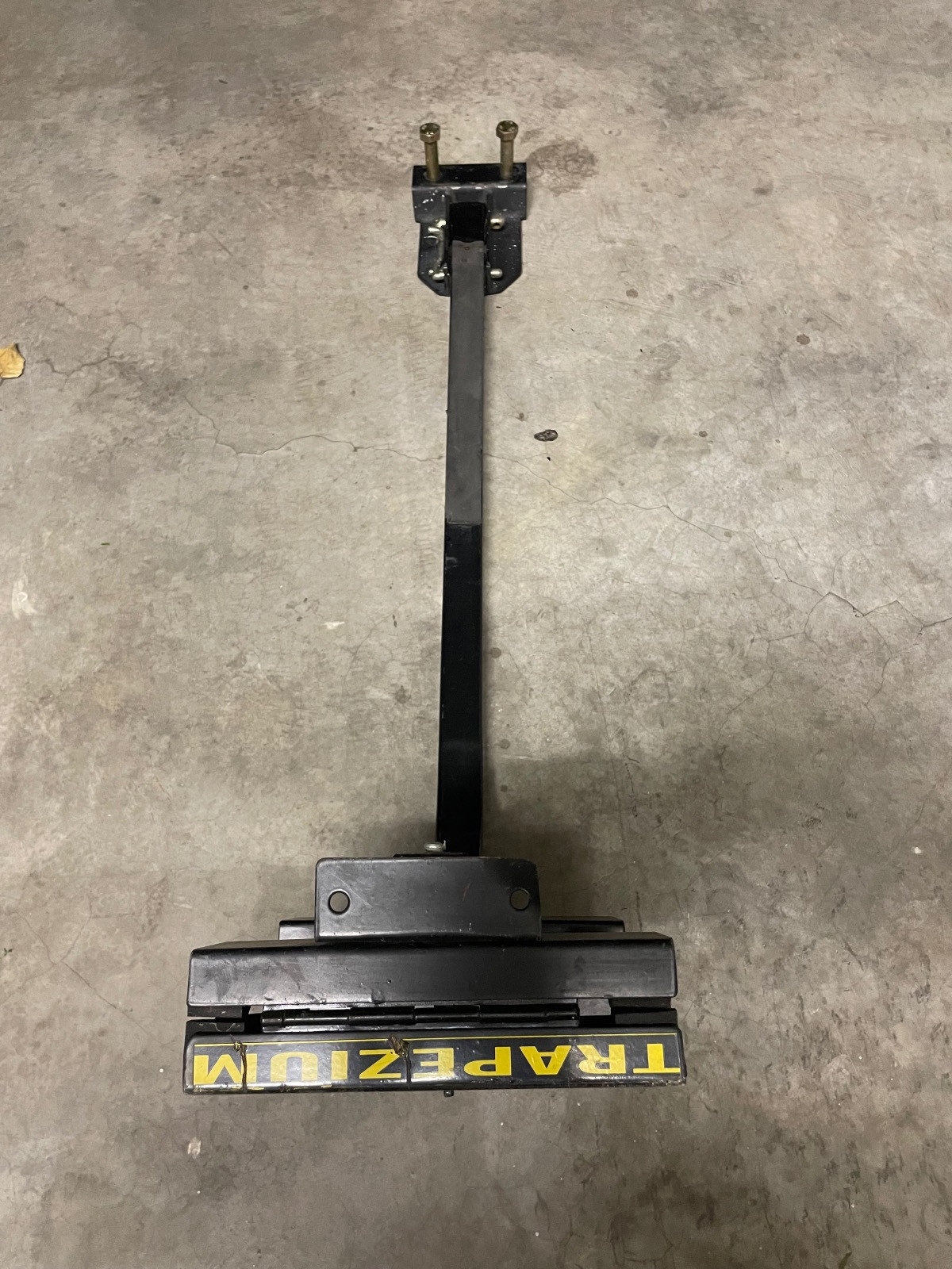 Trapezium 2 bike carrier | Bike Racks | Bike Hub