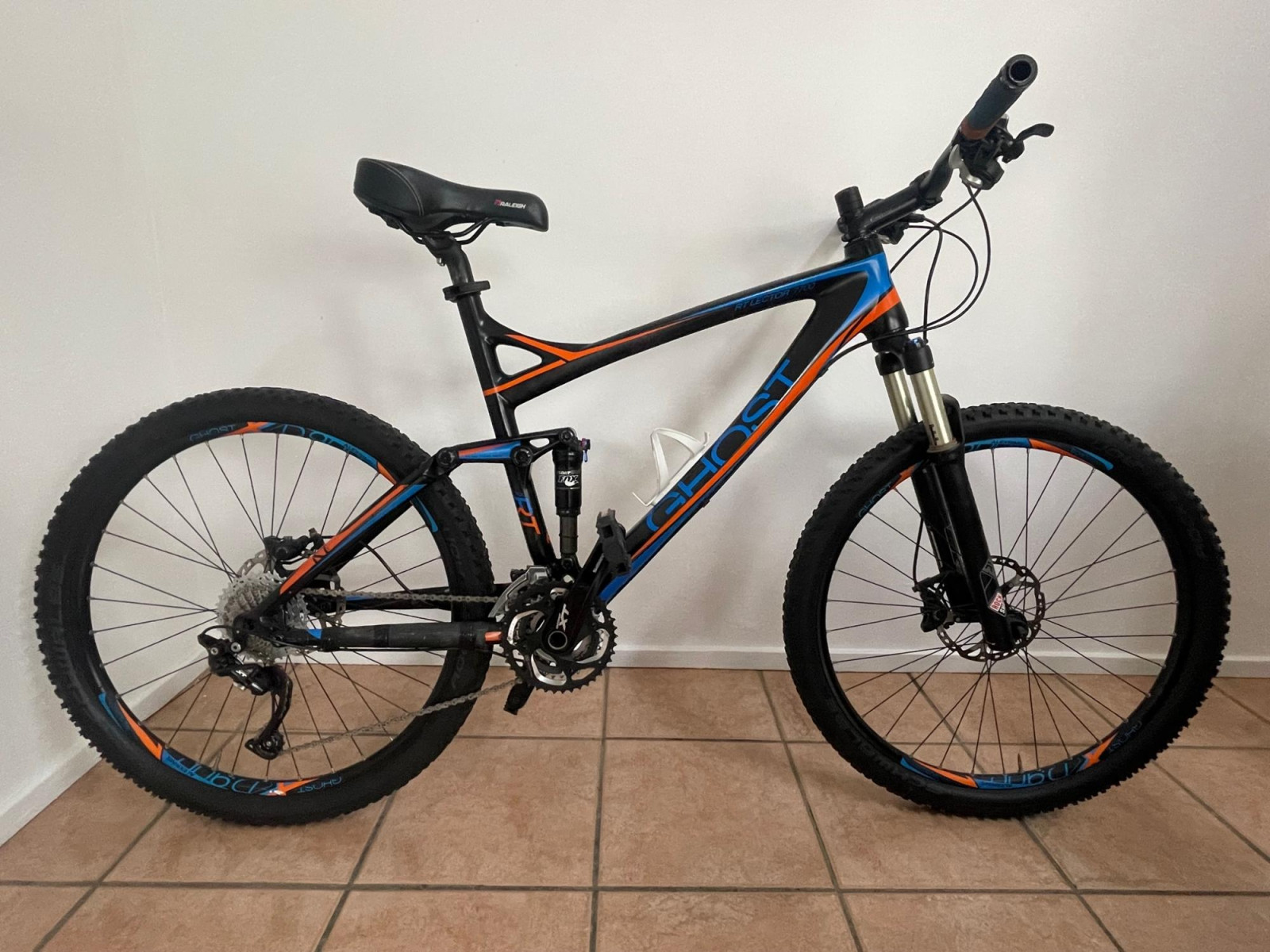 Ghost RT7700 Carbon Edition | Dual Suspension Mountain Bikes | Bike Hub